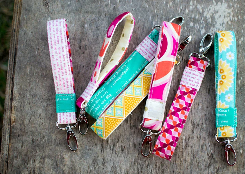 How to Sew Wrist Strap Keychains (free sewing tutorial) - SewCanShe ...