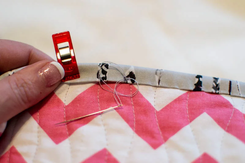 How to Hide your Thread Ends {Quick Sewing Tip}