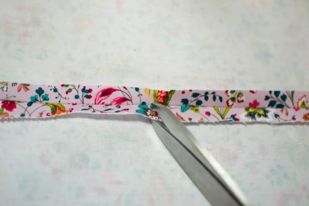 How to Sew a Tote with Many Pockets! {free sewing pattern - Part 1 ...