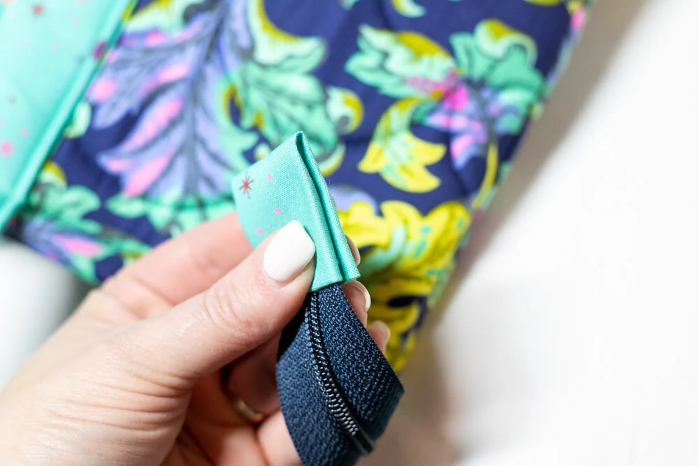 The Sew Easy Big Tote Bag - with a Zipper! : SewCanShe Free Sewing ...