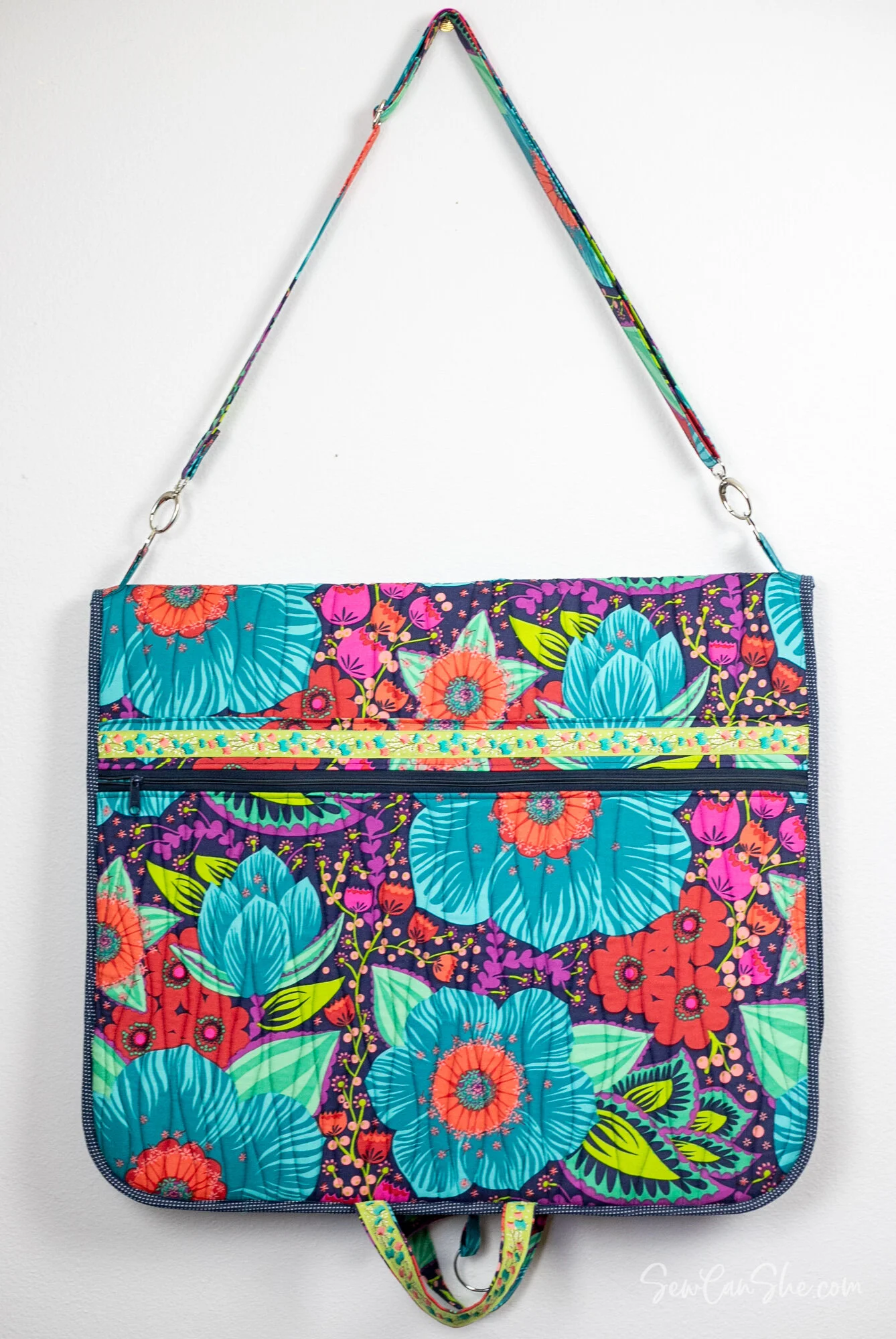 How to Sew a Tote with Many Pockets! {free sewing pattern - Part 2}