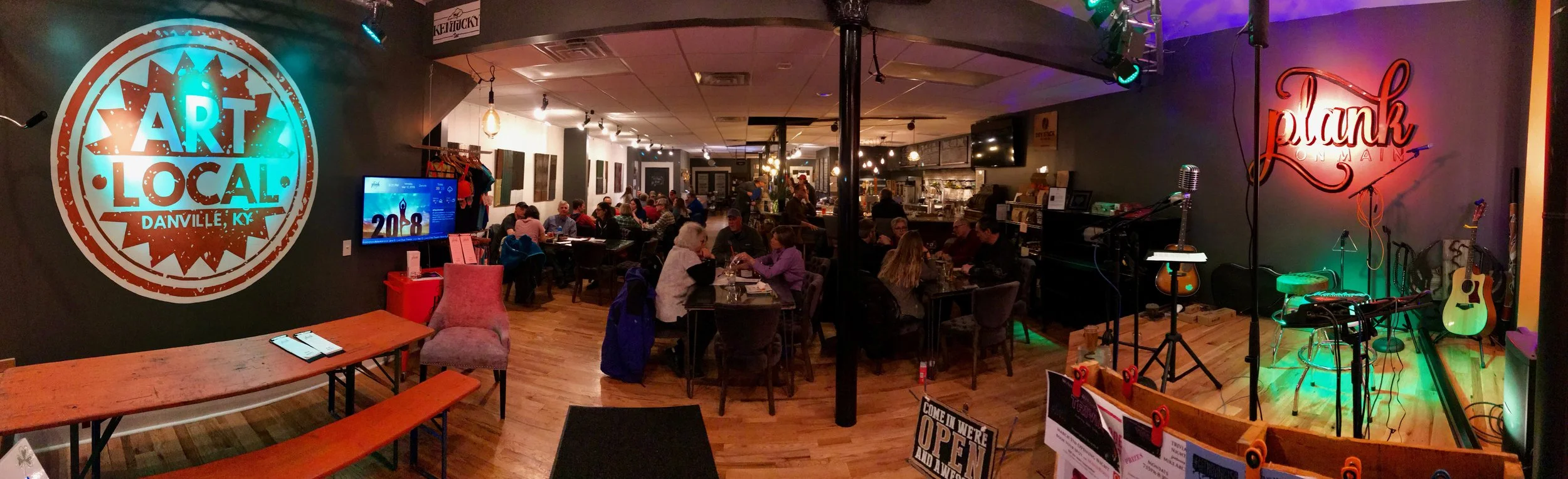 Plank on Main: Cafe, Shop, Fitness Studio