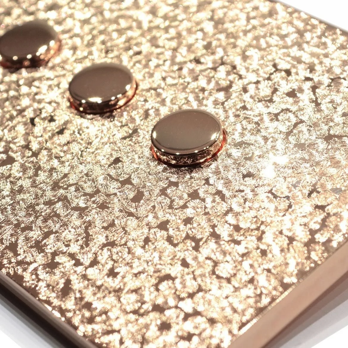 Neal Aronowitz Furniture Collections Australia | ideare.