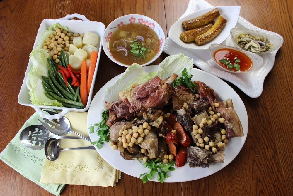 The 4 iconic tomato-based dishes of the Philippines : r/Philippines