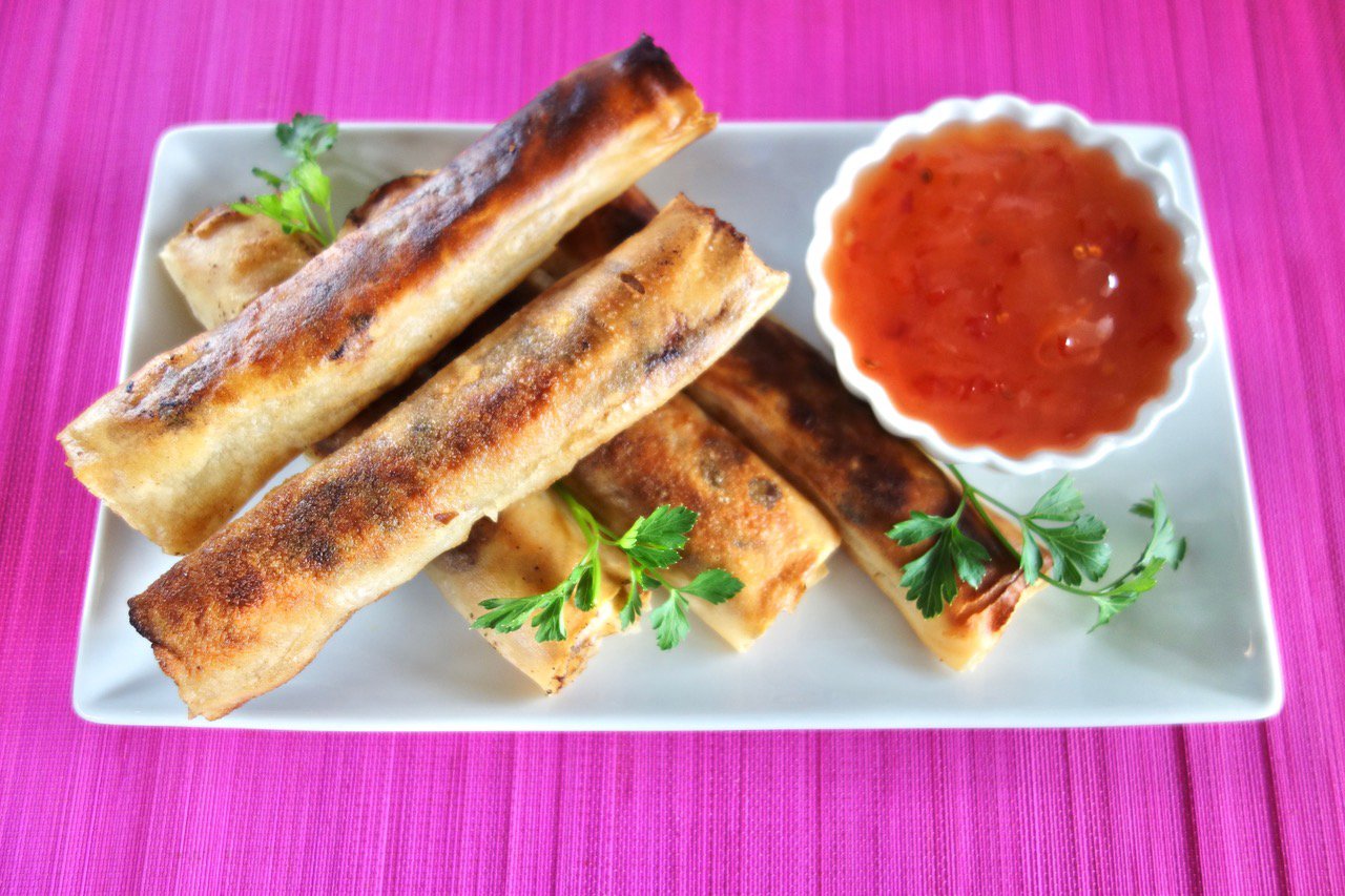 The Happy Home Cook: Lumpiang Shanghai with Sweet and Sour Sauce ...