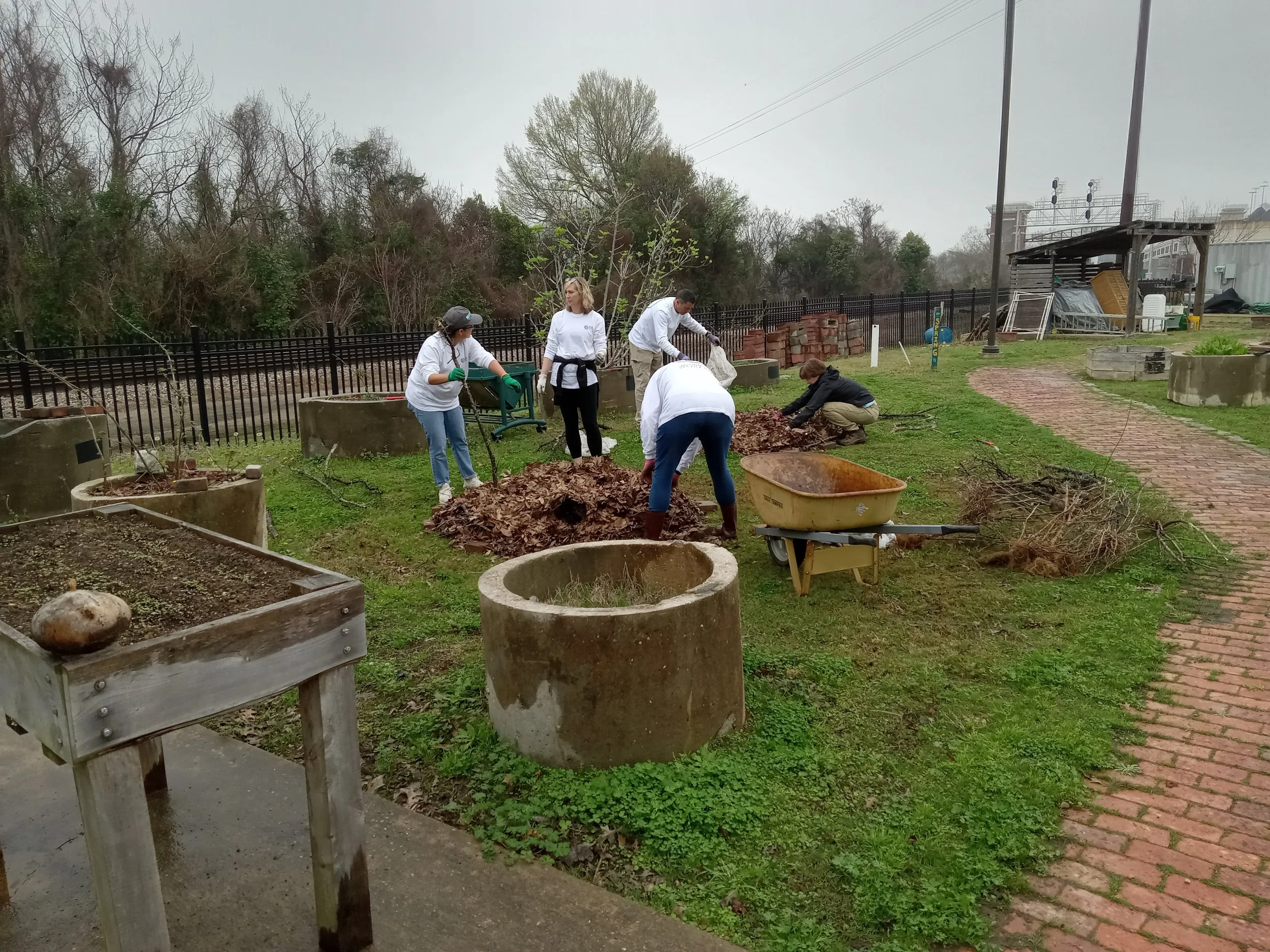 E.A.T. South is Community Composting — EAT South