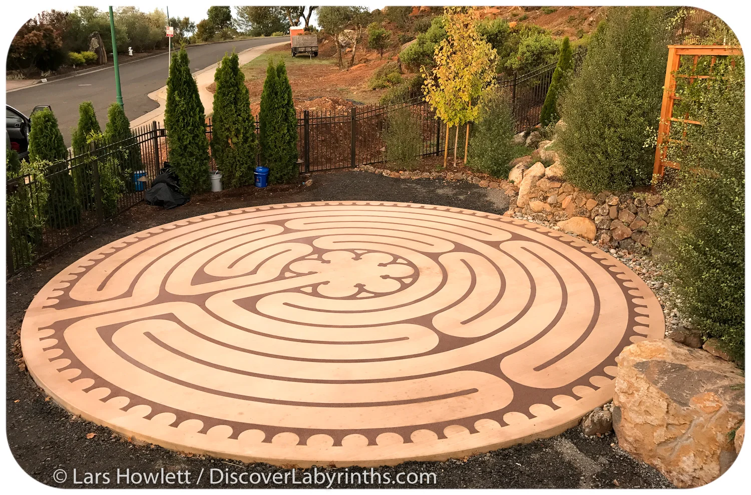 Discover Labyrinths