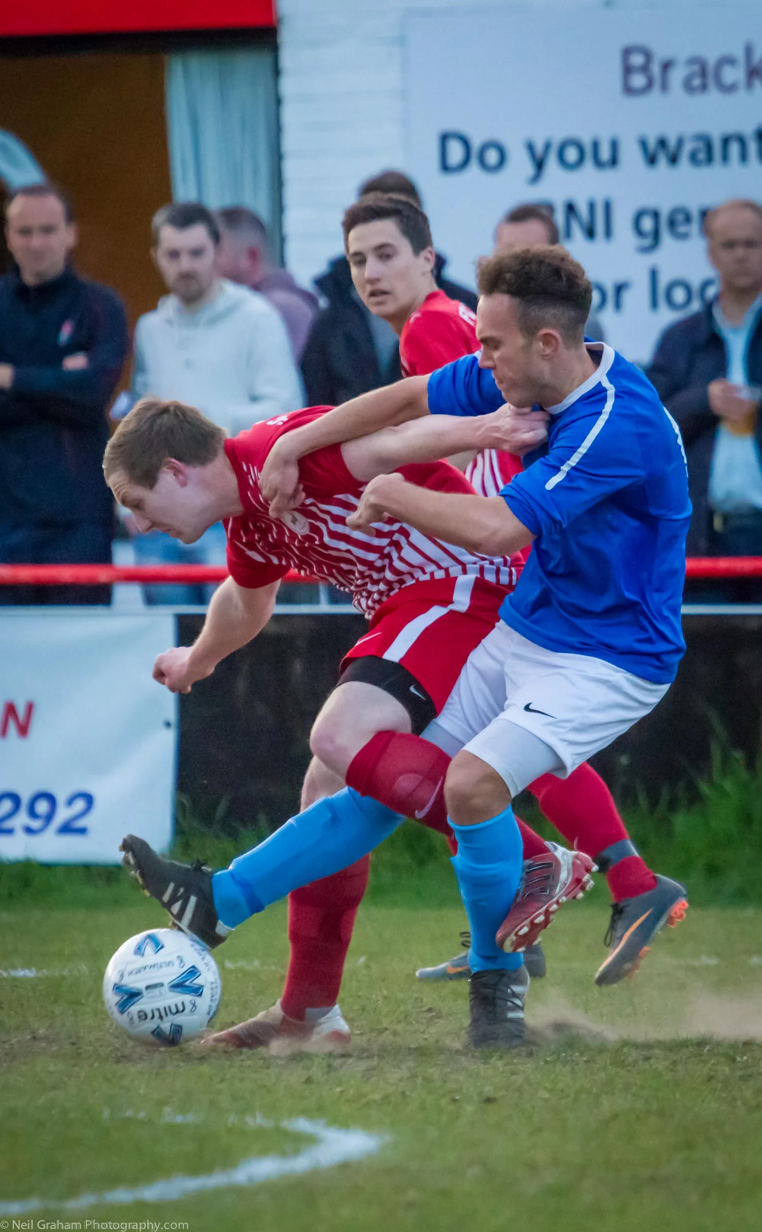 Wentworth & Sunningdale vs FC Frenhill — NeilGrahamPhotography.com