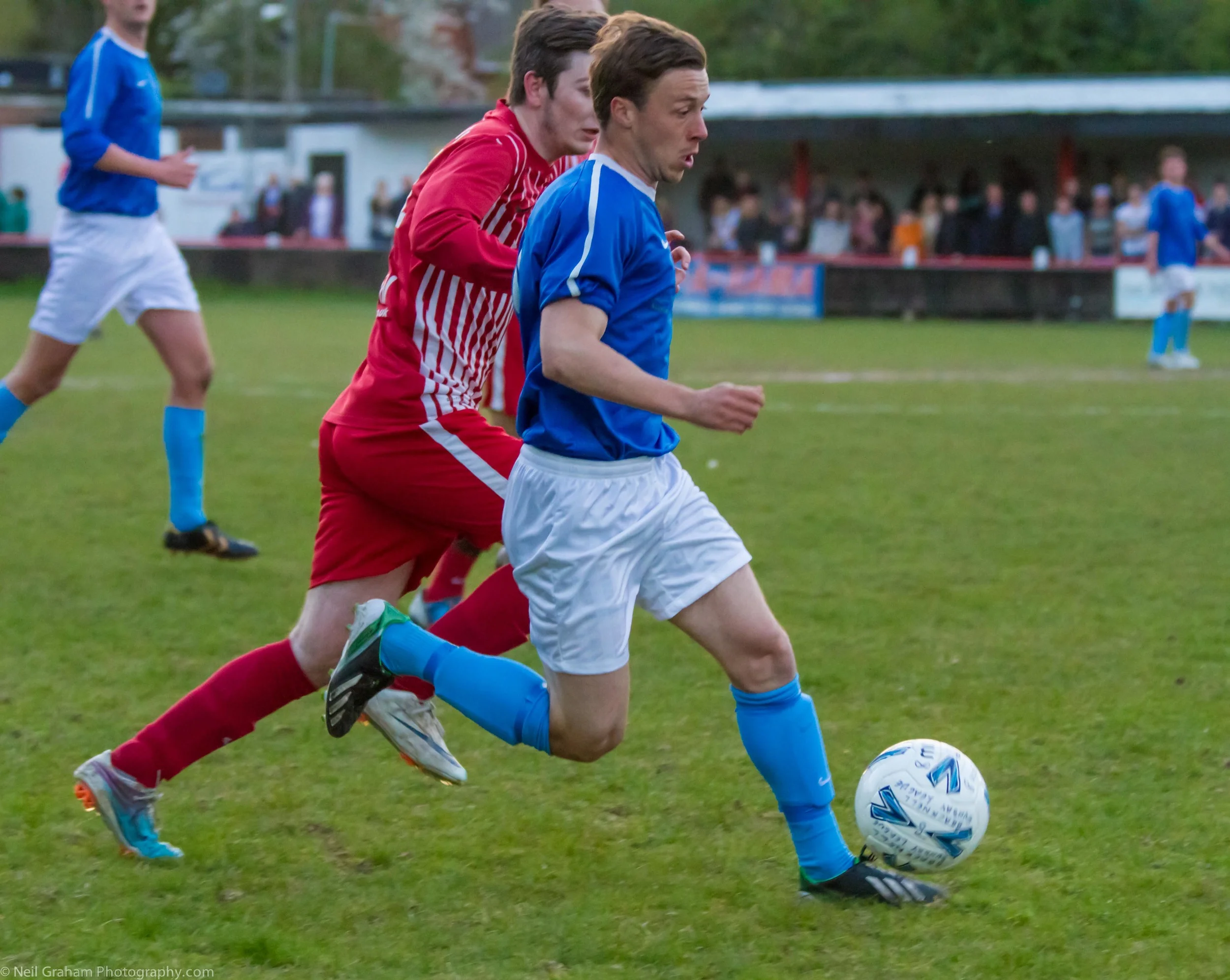 Wentworth & Sunningdale vs FC Frenhill — NeilGrahamPhotography.com