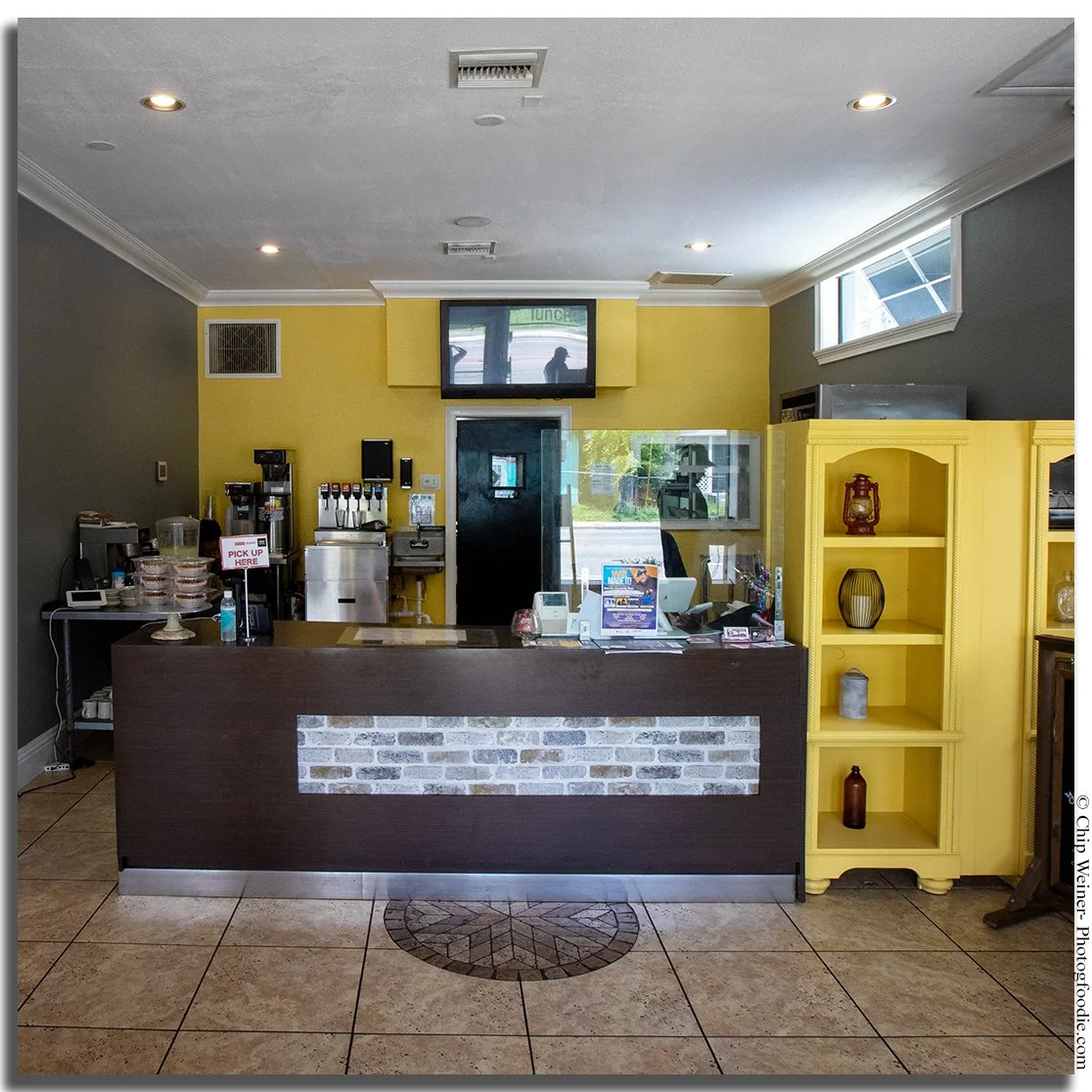 MR. B's Southern Kitchen — Chip Weiner