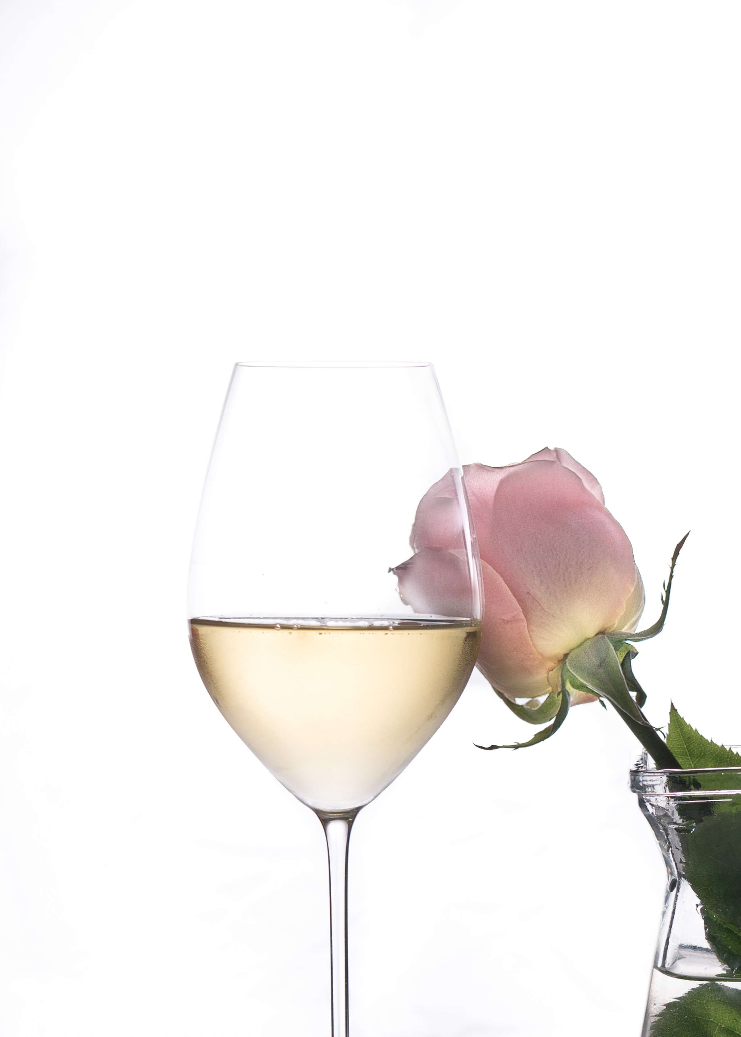 How To Make A Rose Inspired Champagne Garnish – Good Living Is Glam