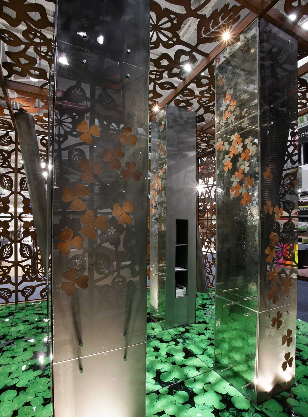 Glass Gallery — Axolotl