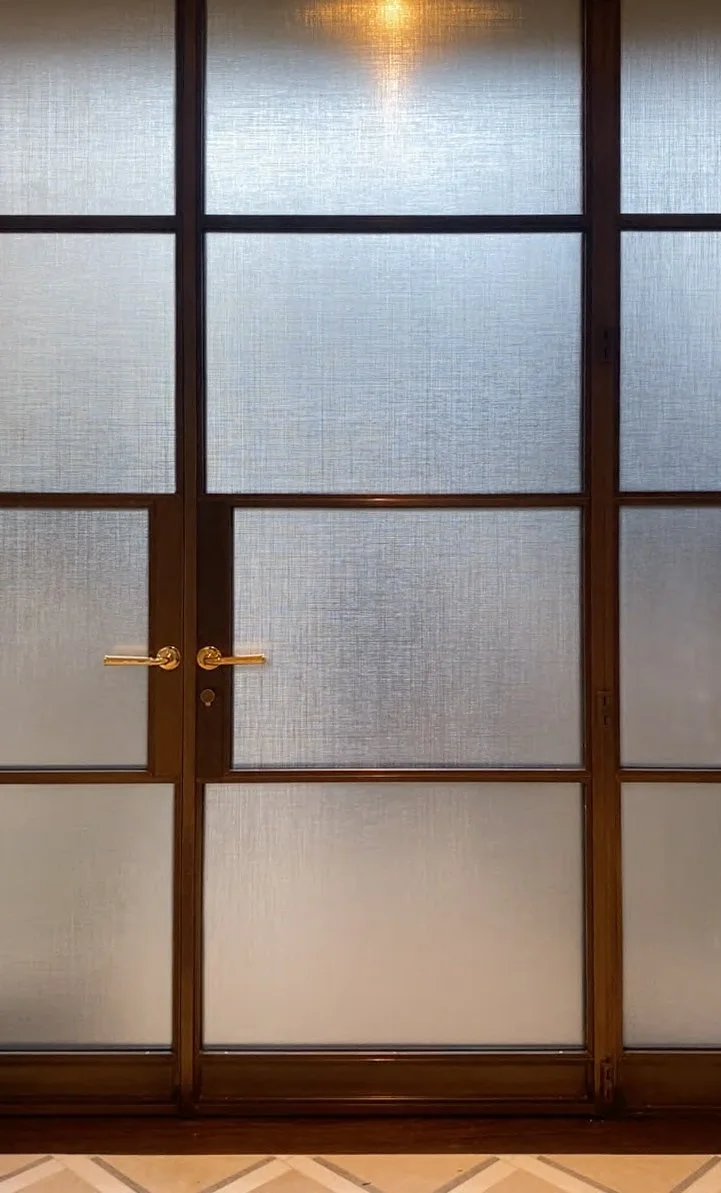 UNVEILING THE REVOLUTIONARY LINEN GLASS BY AXOLOTL — Axolotl