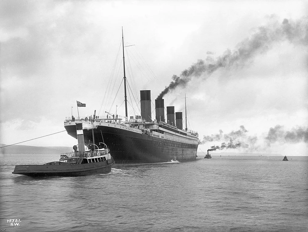 The Sinking of the Titanic - Final Hours on the Ship — History is Now ...