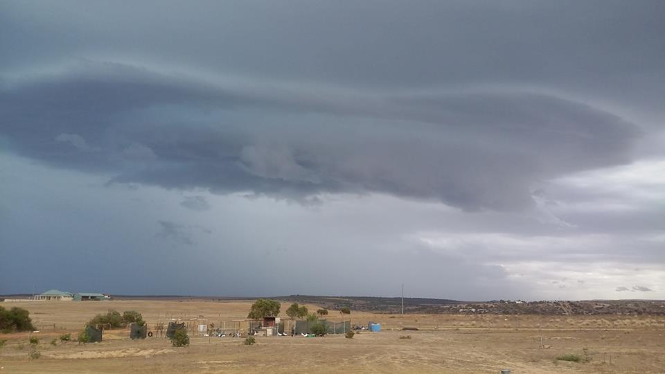 Images and video of storm that hit Geraldton yesterday - Everything ...