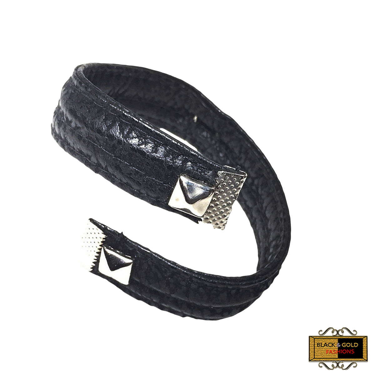 Shop-BLACK & GOLD FASHIONS | GET CLOSER.