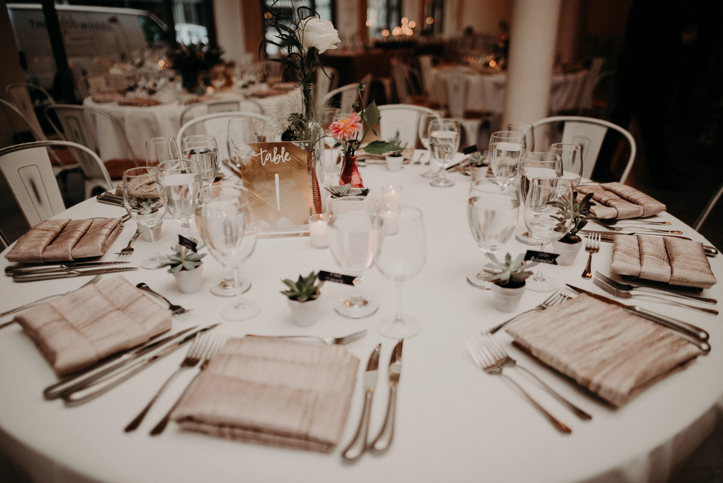 Annie + Sam // Willow