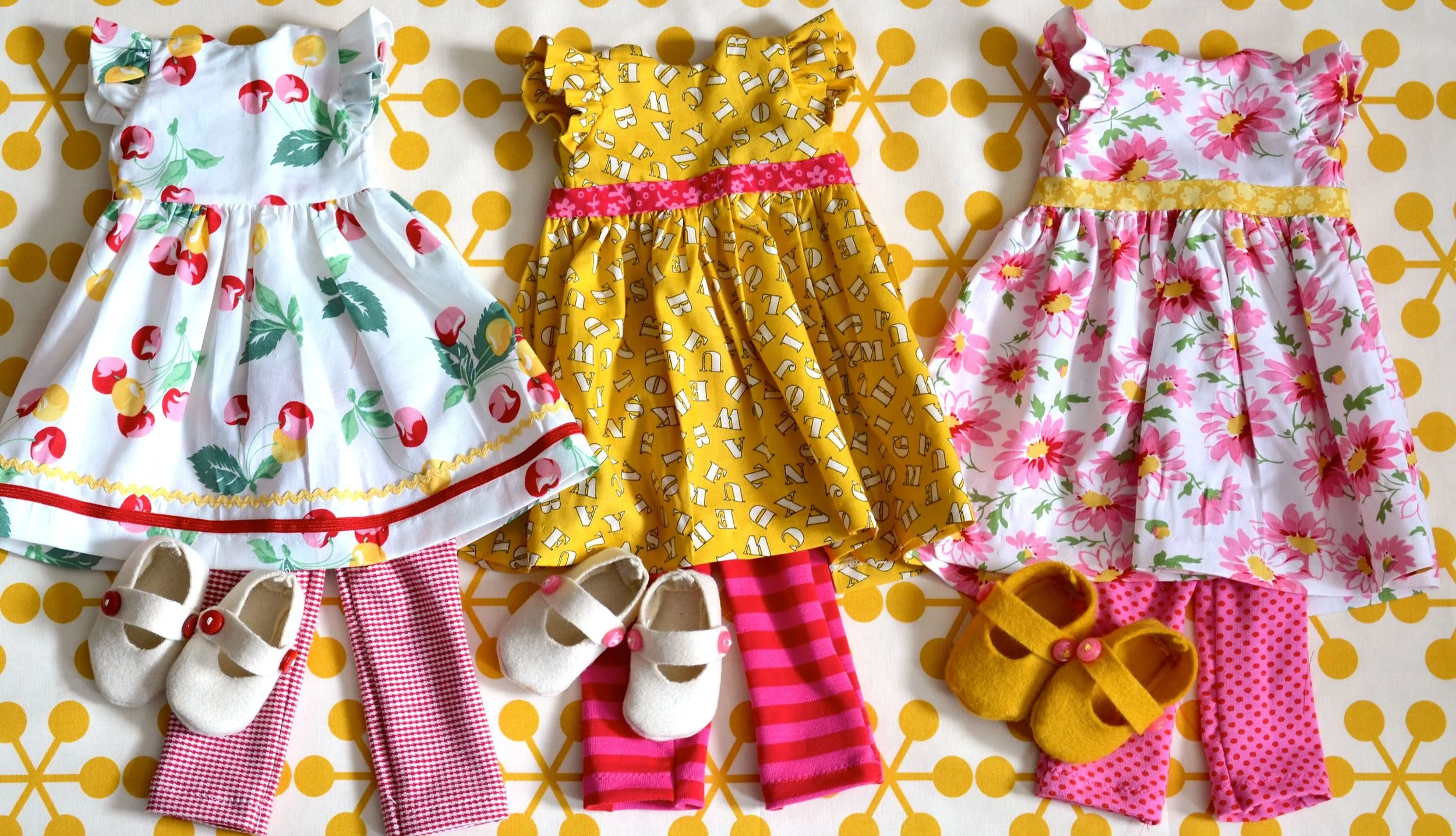 A Gallery of Doll Clothes — Phoebe&Egg