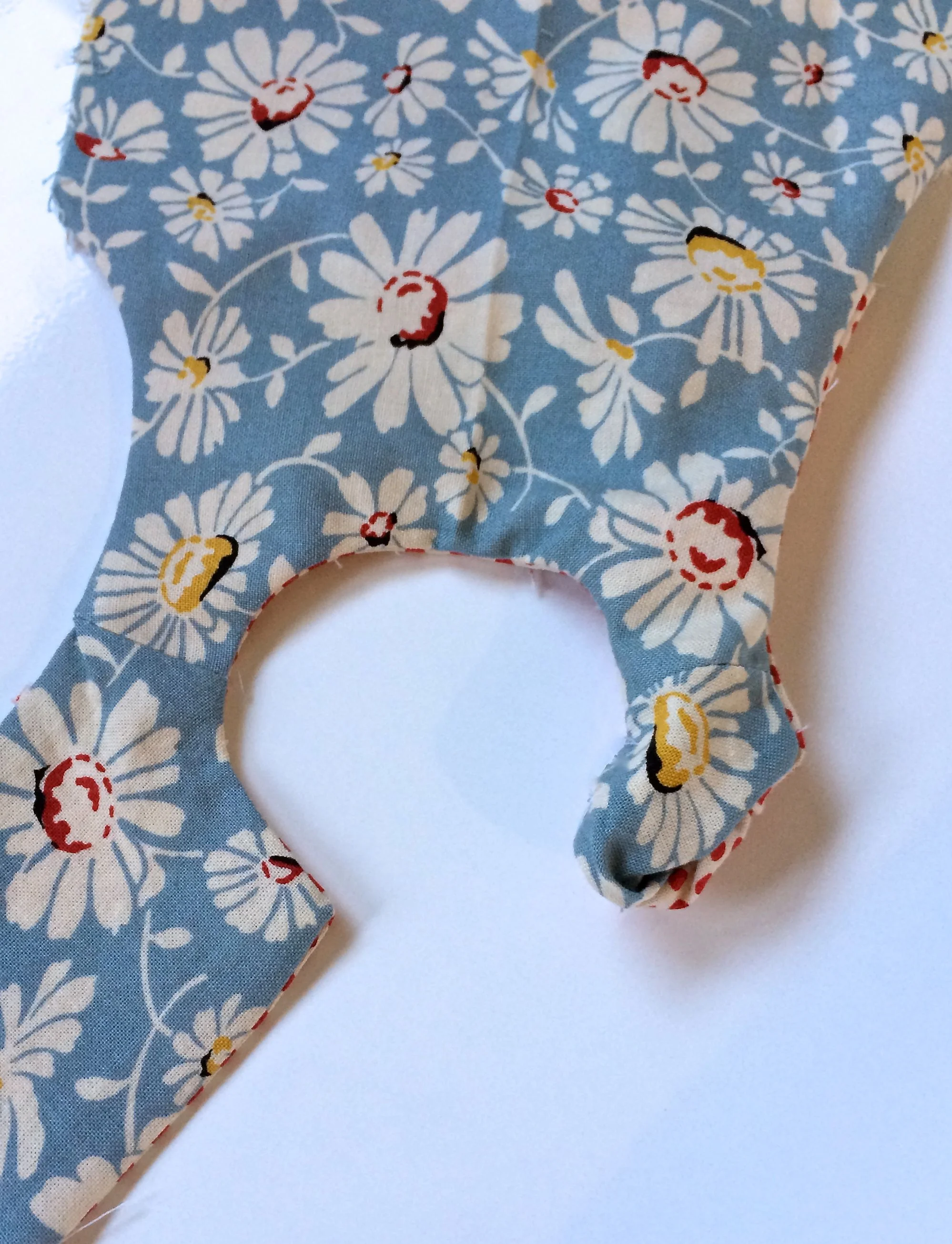 Doll Dressmaking Series: Facings 101 — Phoebe&Egg