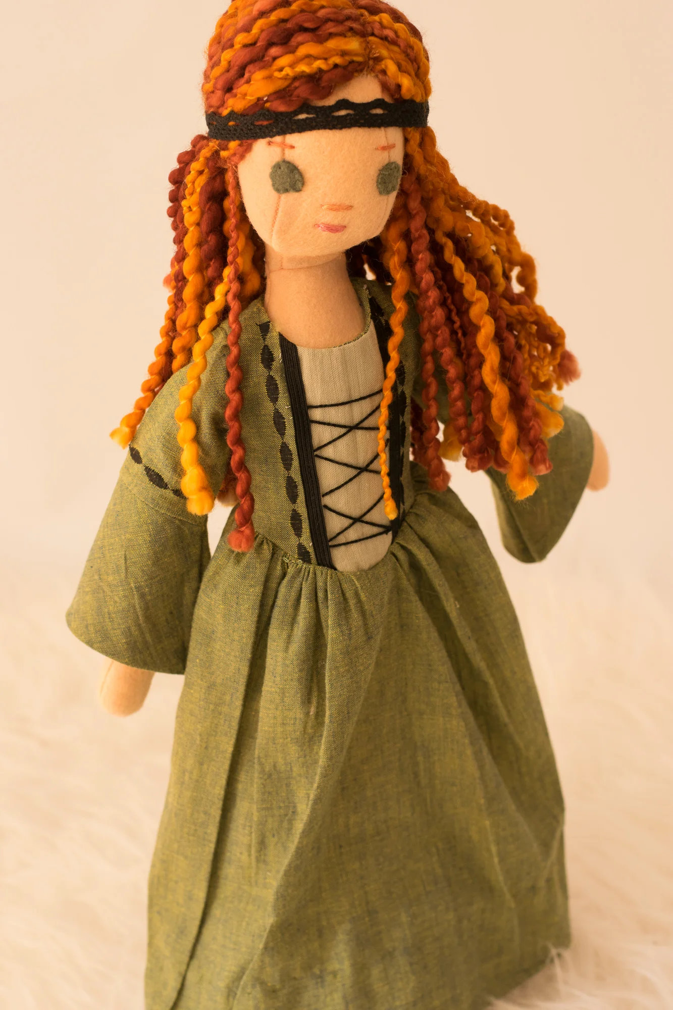 The Grace O'Malley Doll: Crafting a Medieval Heroine — Phoebe&Egg
