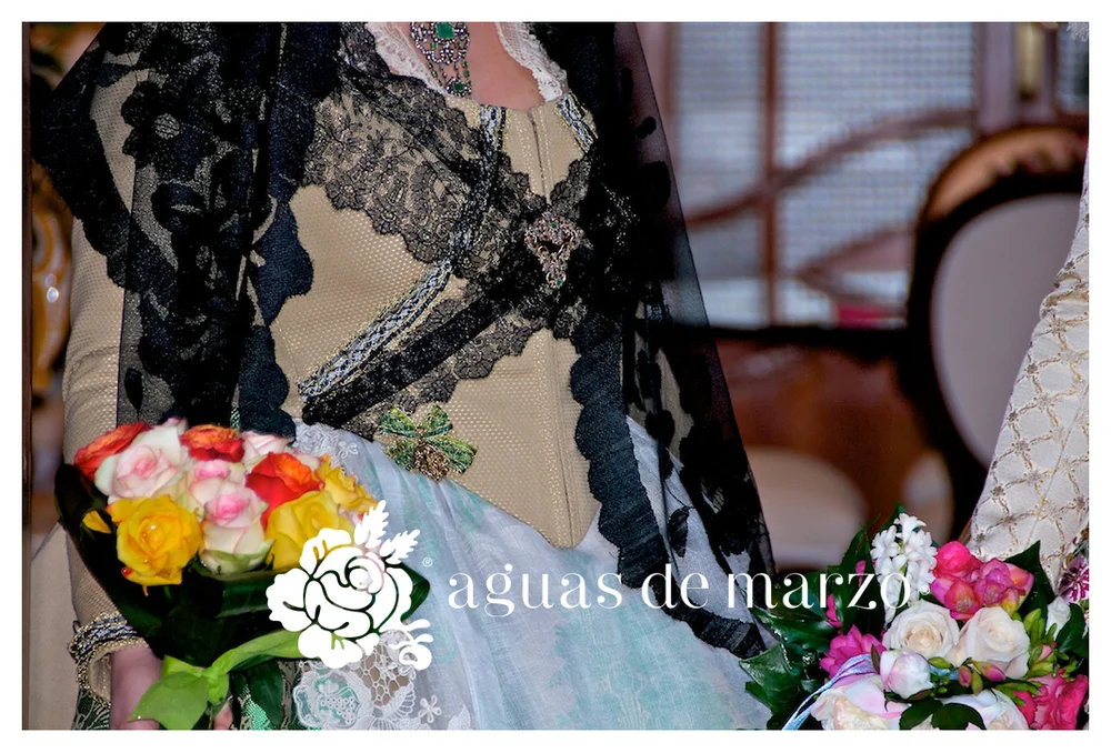 Un nuevo traje mágico™ de Aguas de Marzo® — AGUAS DE MARZO ® | Indumentaria valenciana