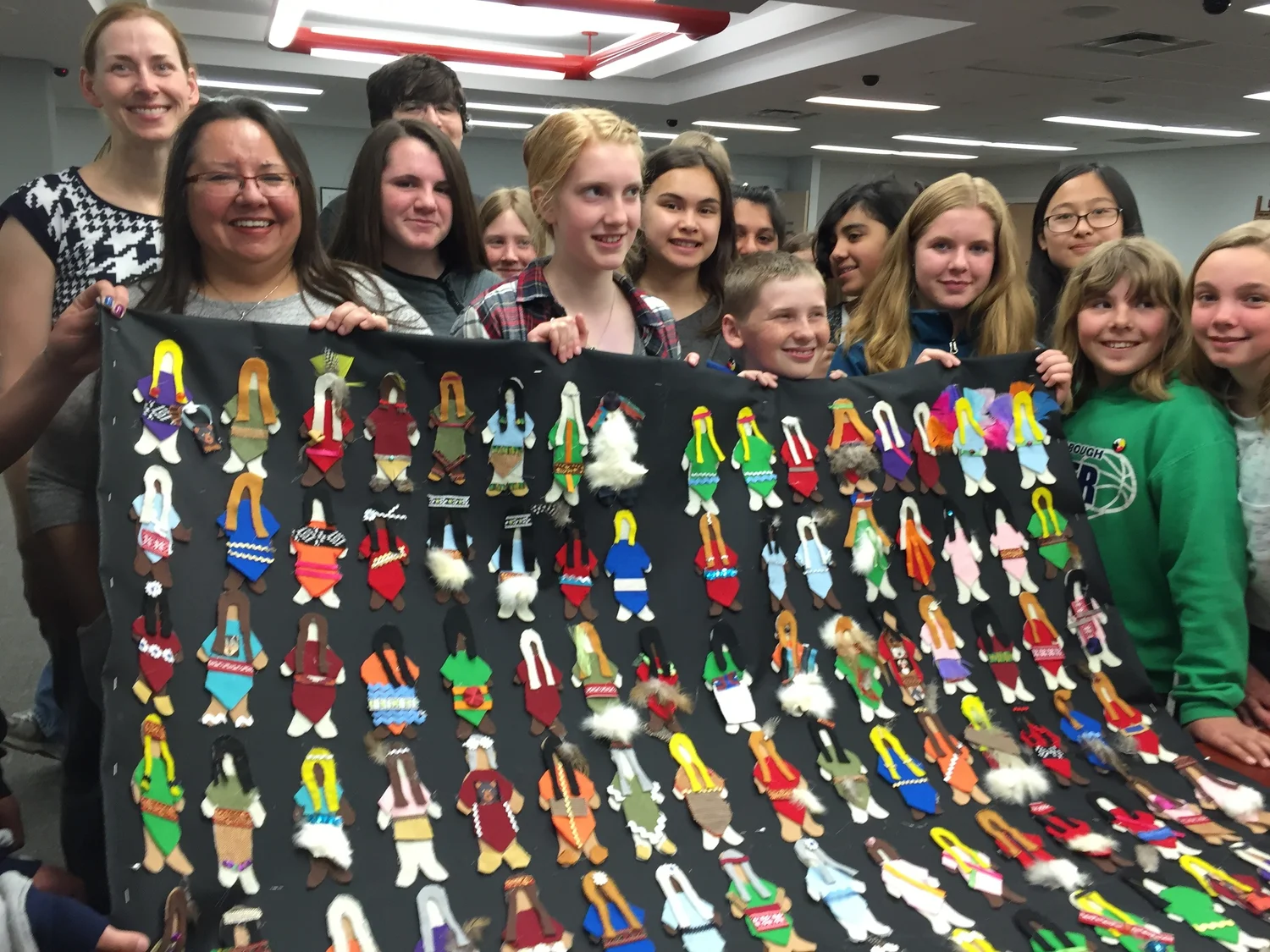 Faceless Doll Project Teaches Powerful Lesson To Students About Missing ...
