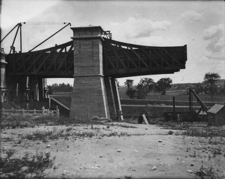 15 Neat Facts About The Construction Of The Peterborough Lift Lock ...