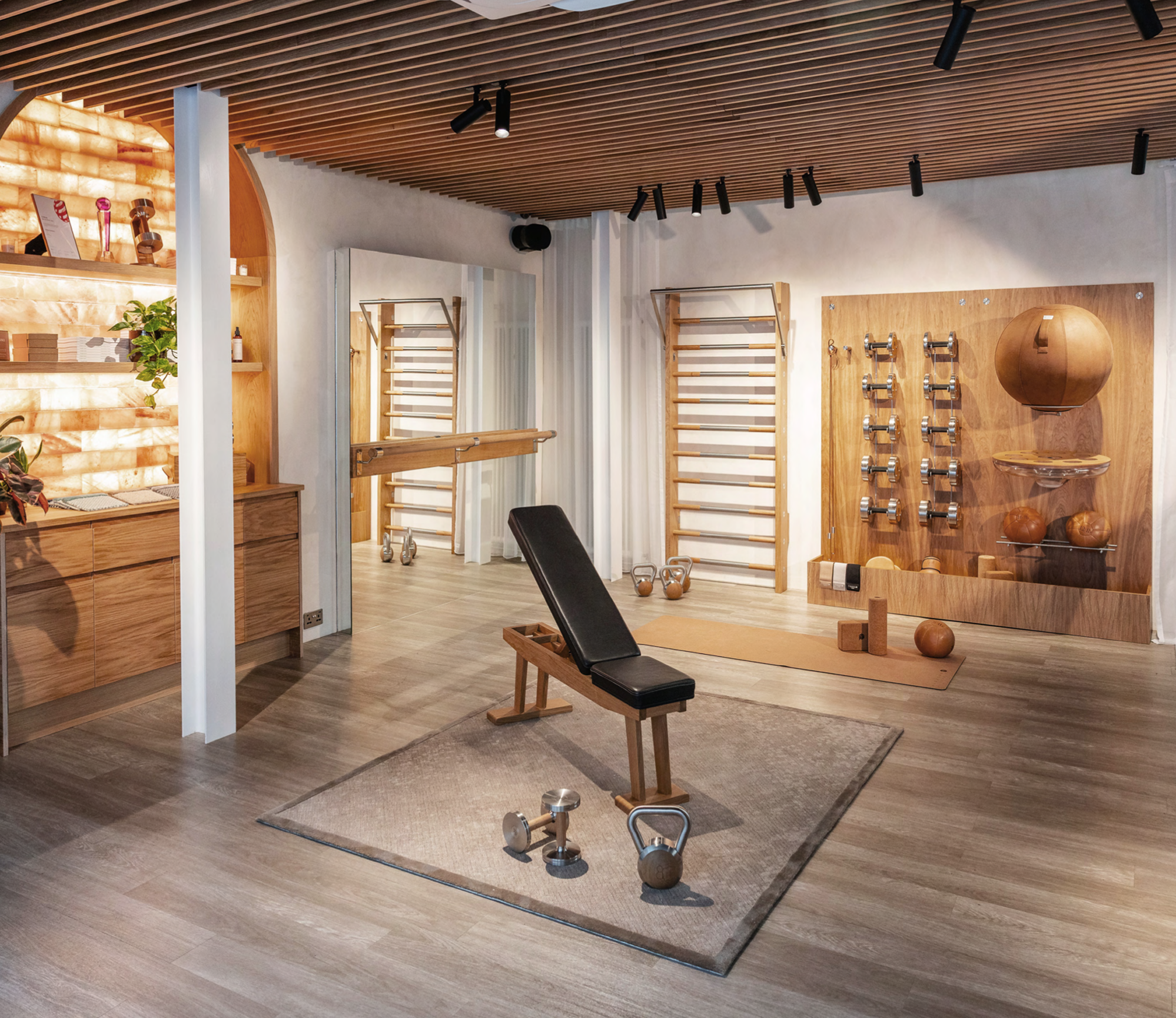 About Paragon Fitness