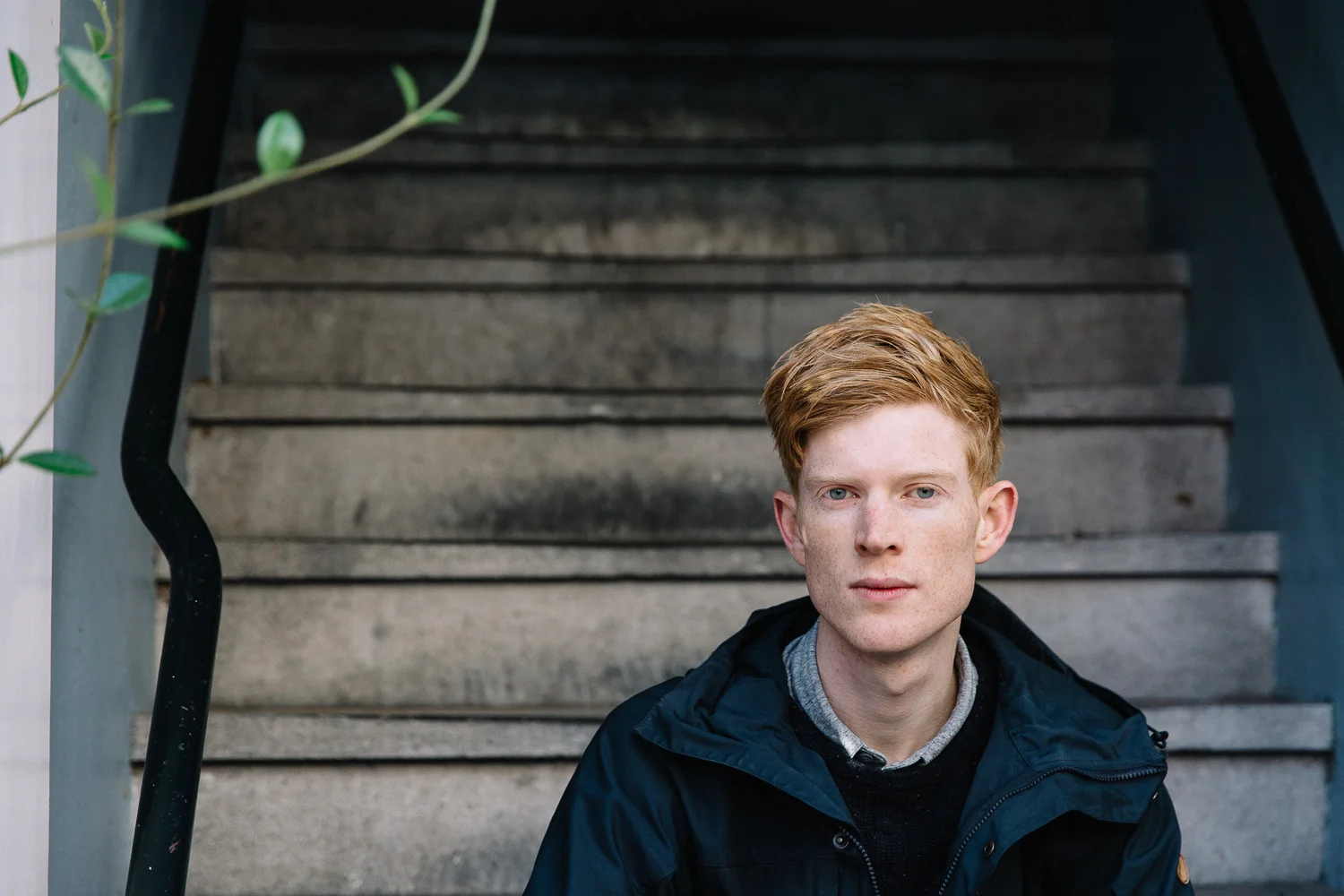 An autumn morning walk with Sander | portrait — On a hazy morning