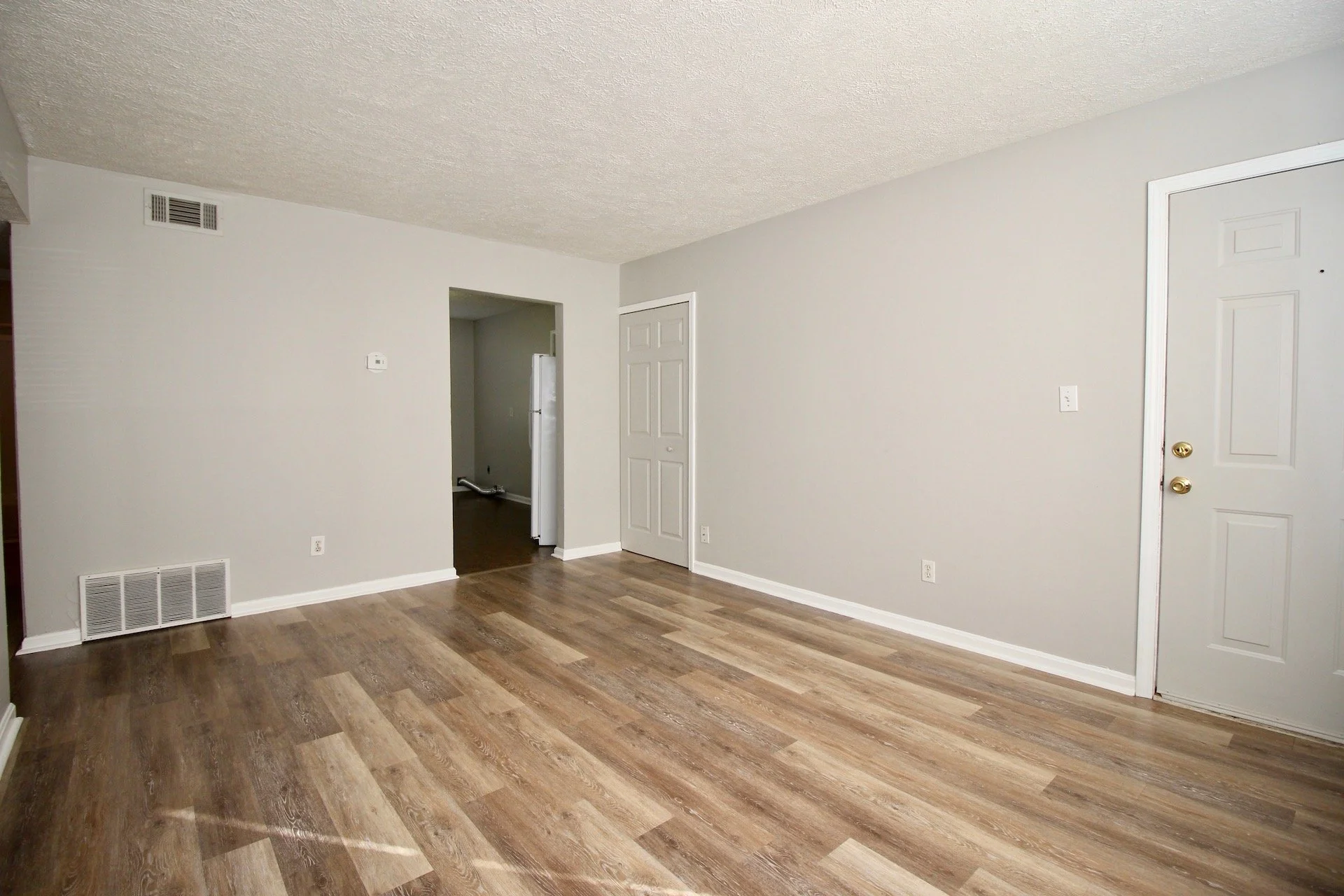 Savannah Terrace - 1 & 2 Bedroom Rental Apartments | Savannah Square ...