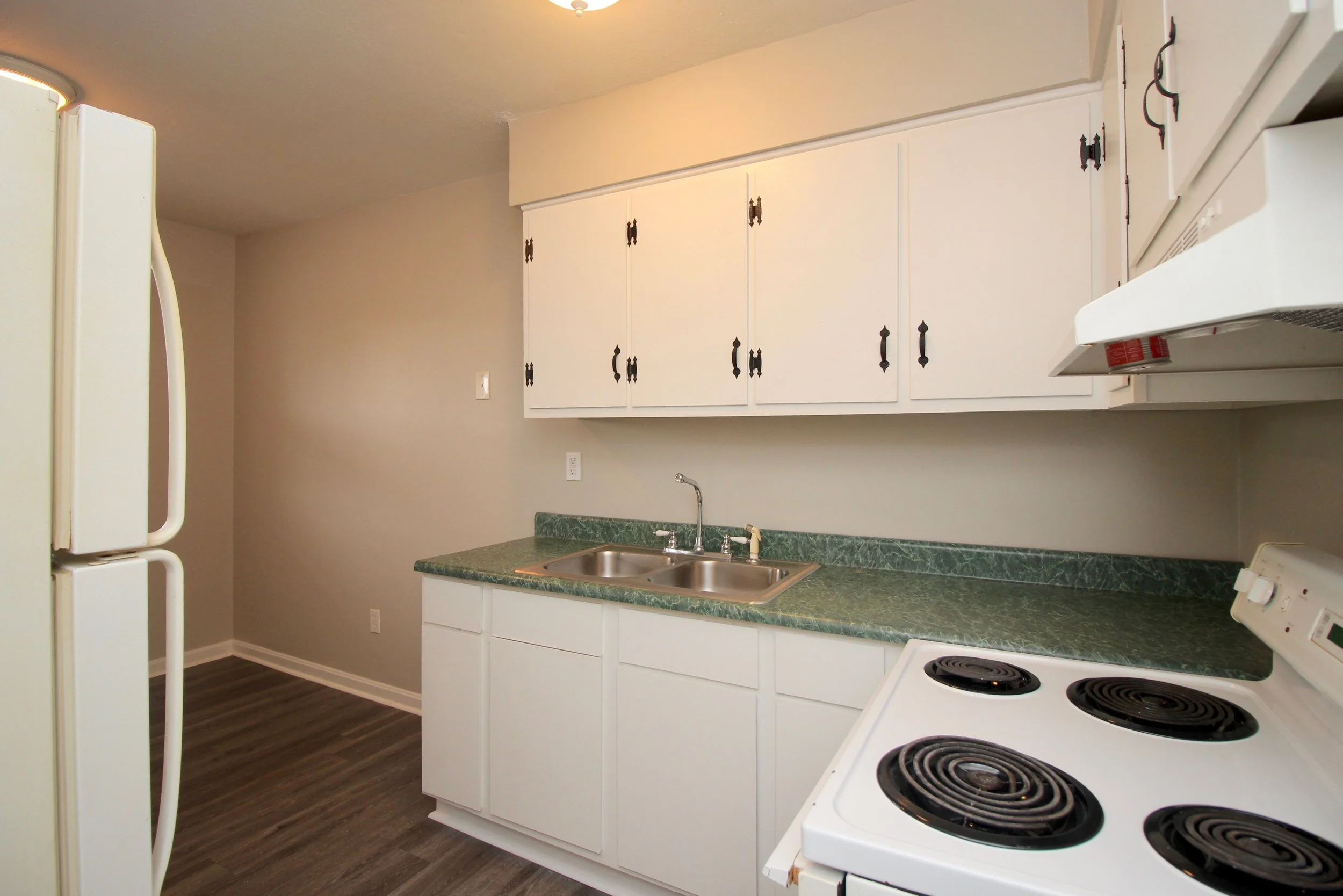 Savannah Terrace - 1 & 2 Bedroom Rental Apartments | Savannah Square ...