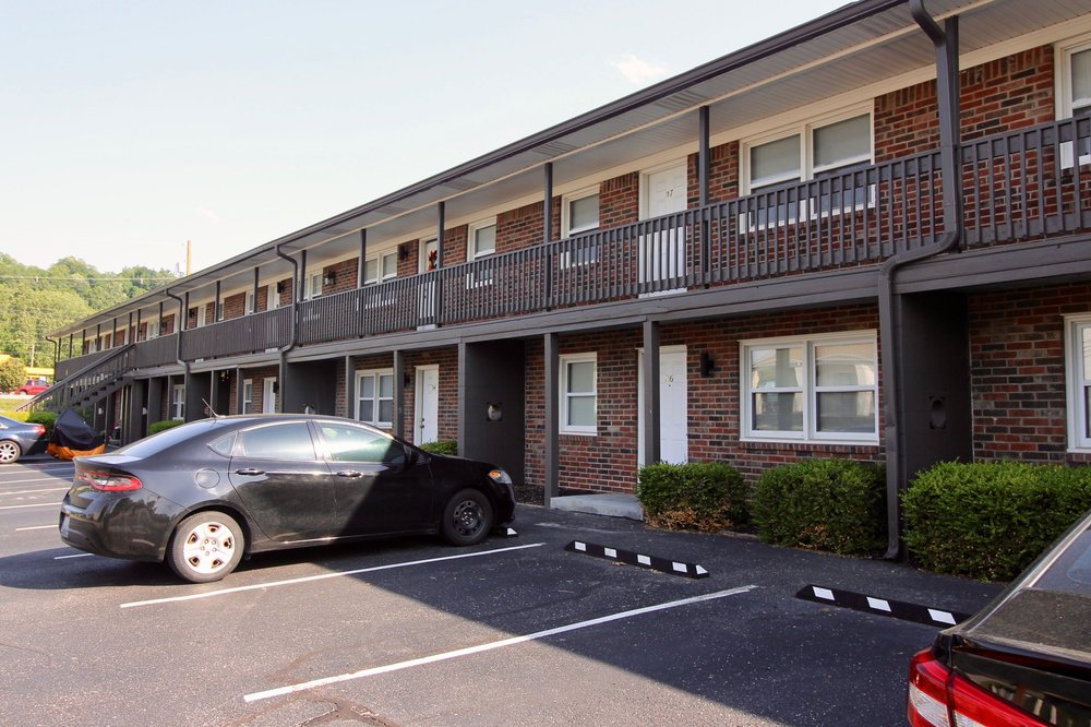 Savannah Terrace - 1 & 2 Bedroom Rental Apartments | Savannah Square ...