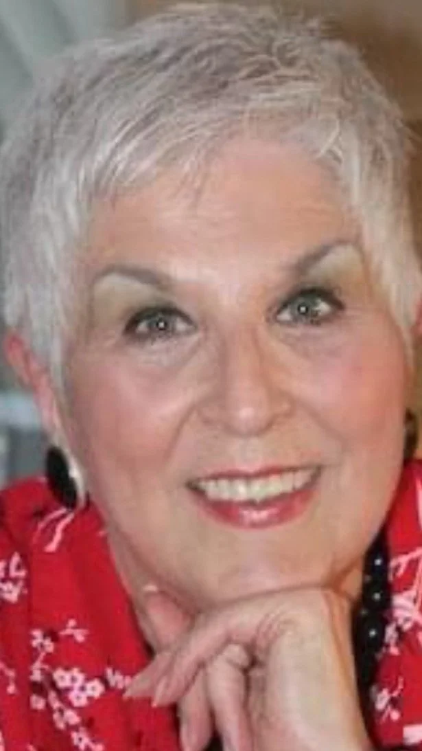 Barbara Cifelli Sherry "Bobbi" — Armitage & Wiggins Funeral Home