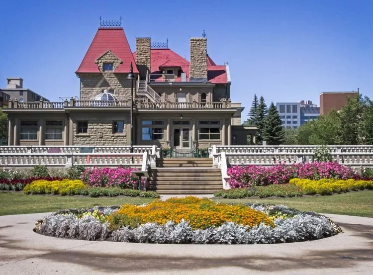 Calgary: 25 Beautiful Places To Visit In 2025 — Everyday Tourist