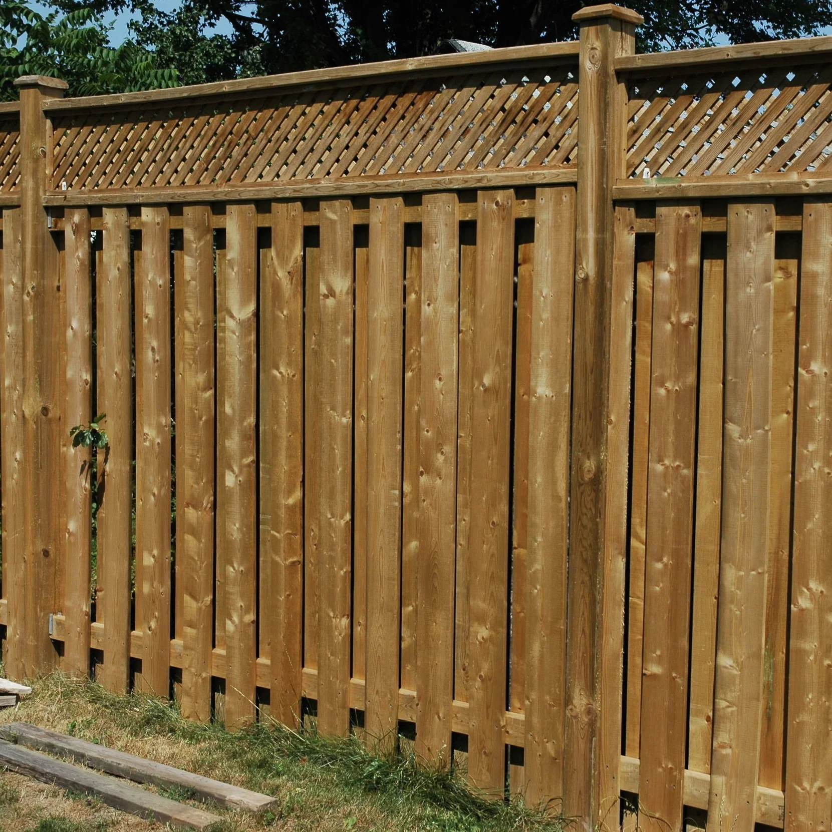 Wood Fencing — Heritage Design - The Deck and Fence Store