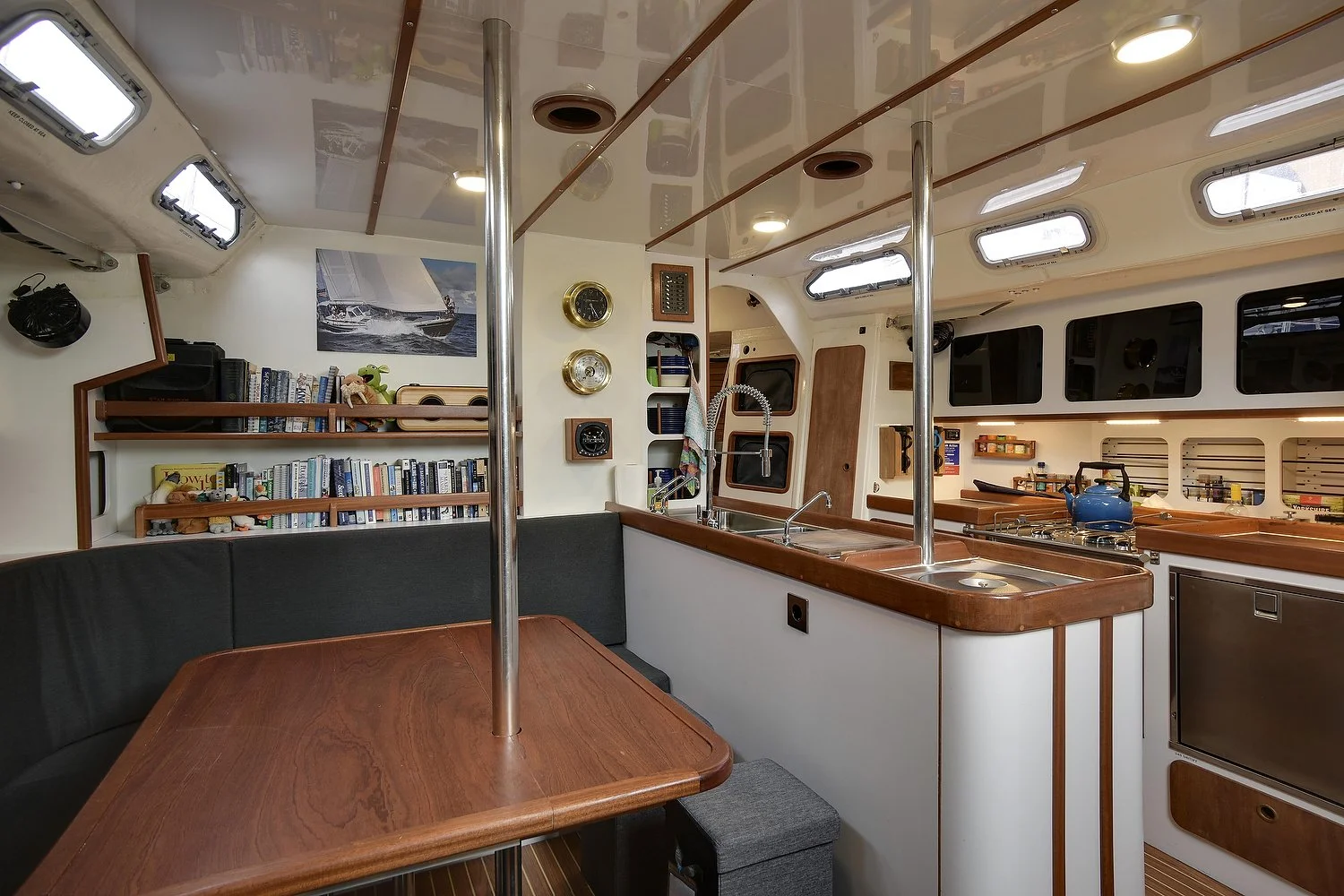 59 NORTH OFFSHORE SAILING // Farr 65 FALKEN