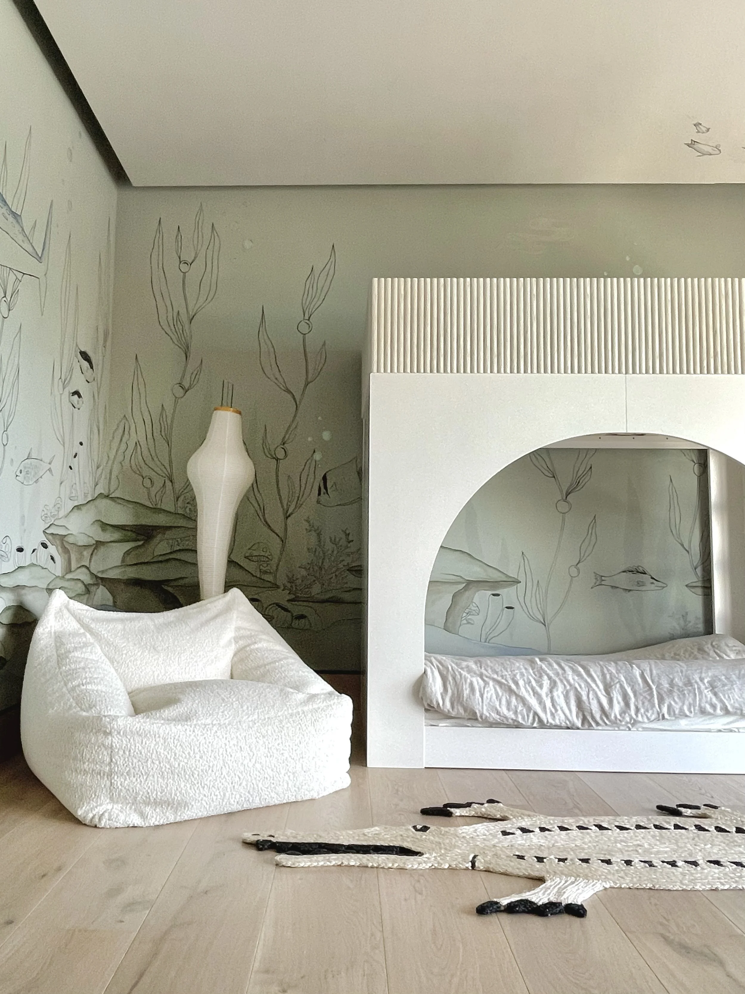 LIVING- Untitled 12 — DESIREE CASONI