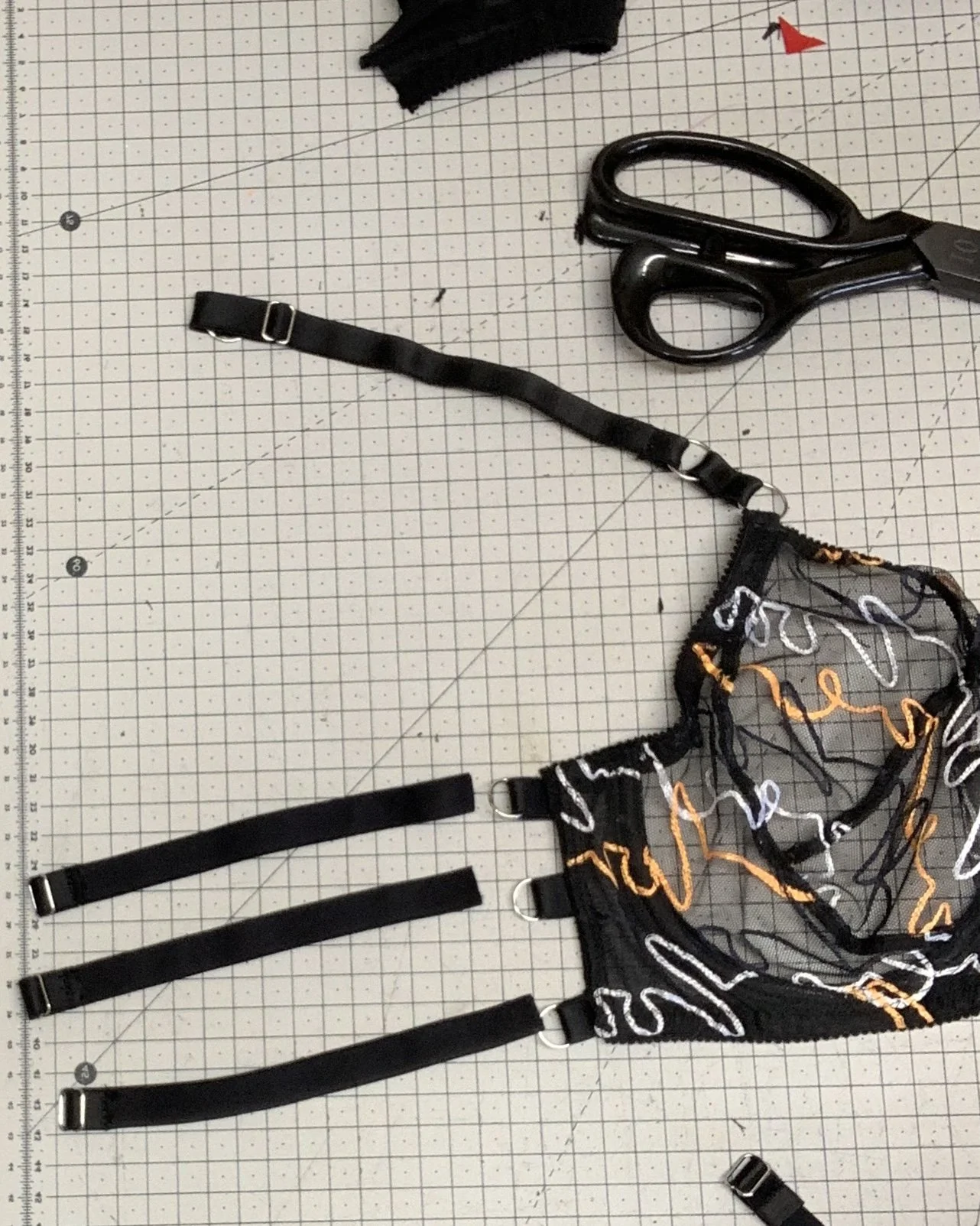 How to alter, lengthen or shorten an underband on an already made bra ...