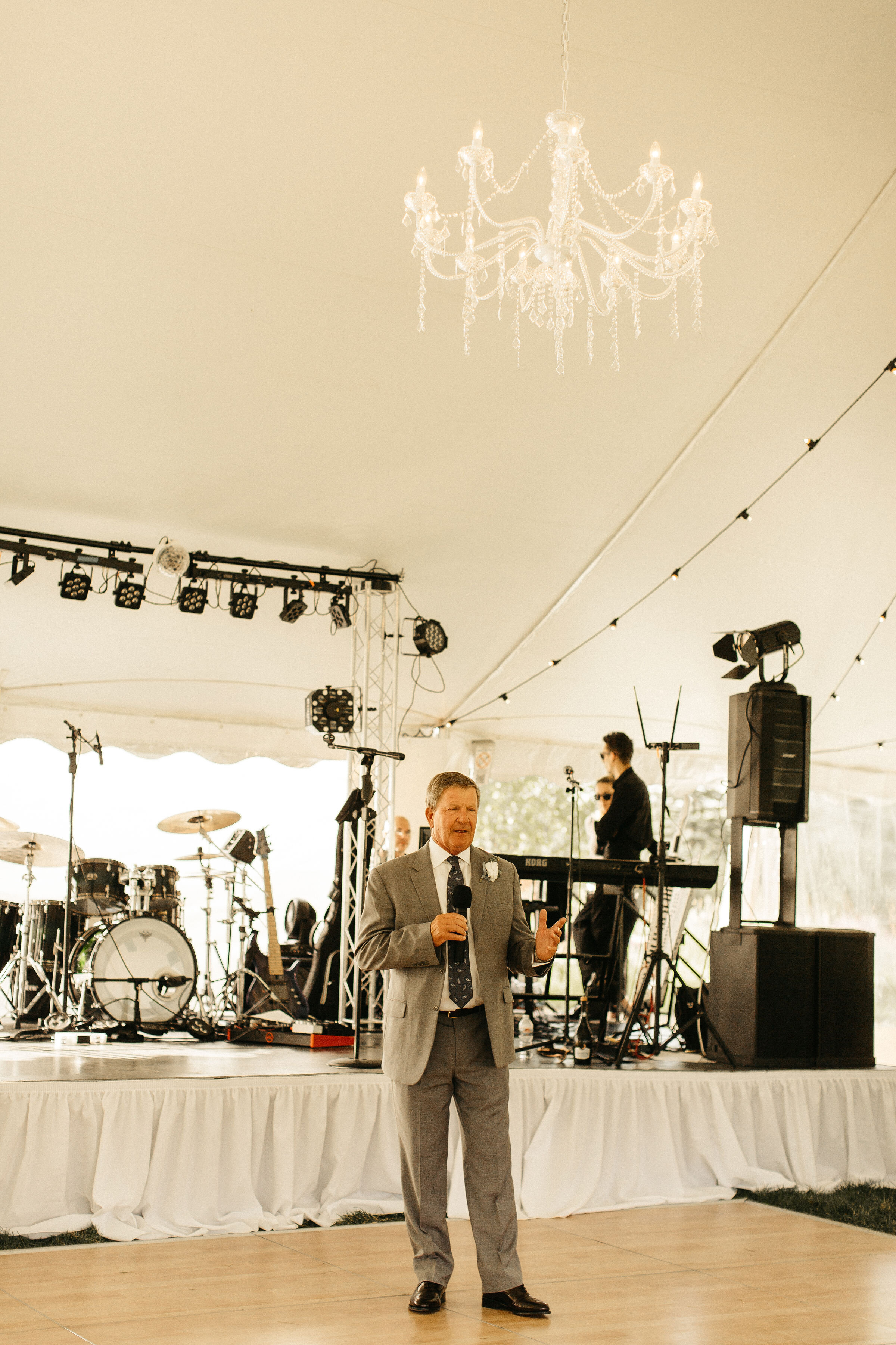 REAL WEDDING: JACLYN + CHRIS | TIMELESS + LUXE WEDDING IN ALEXANDRA ...