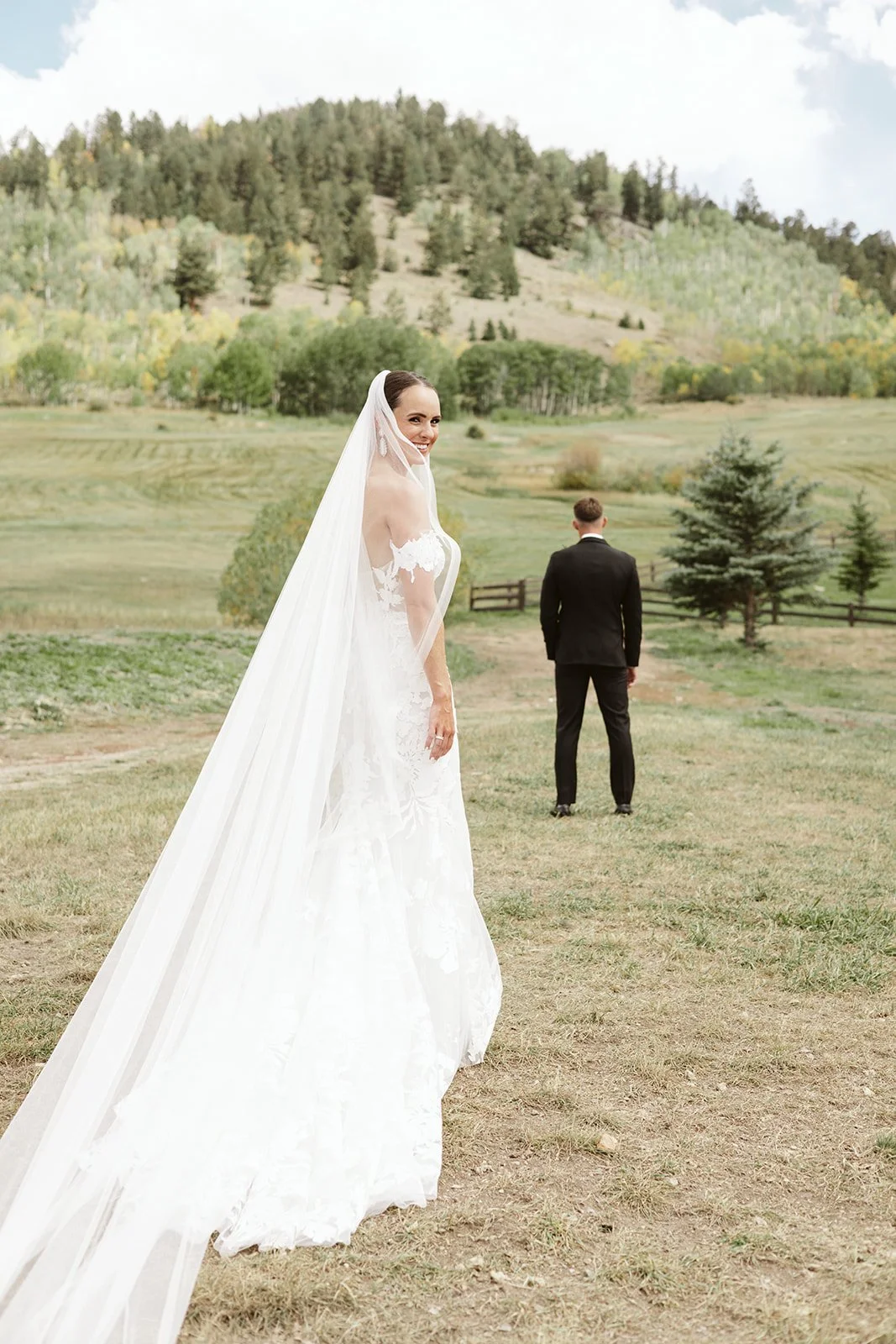 Real Wedding: Tatum + Tanner | A Timeless and Sophisticated Wedding in ...