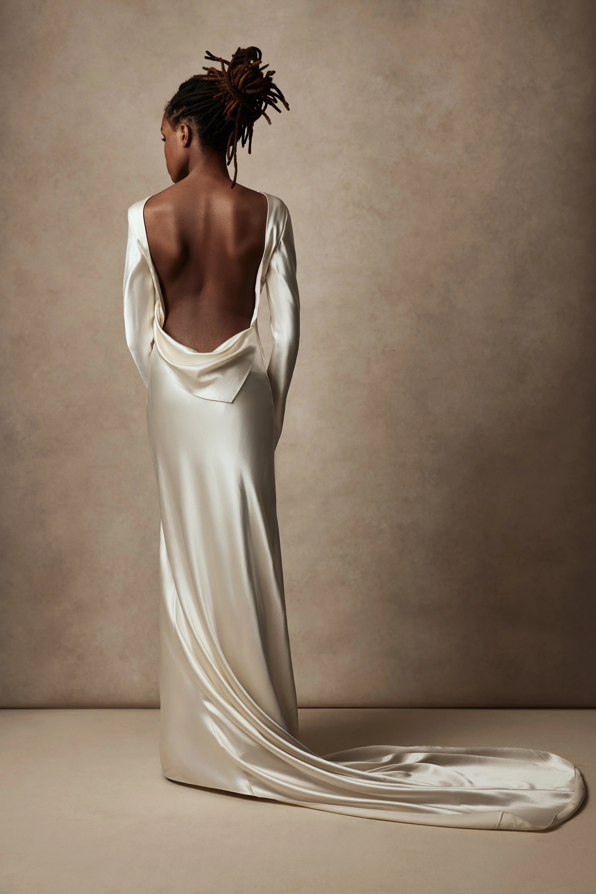 Danielle Frankel Bridal + Wedding Dresses｜anna bé bridal boutique