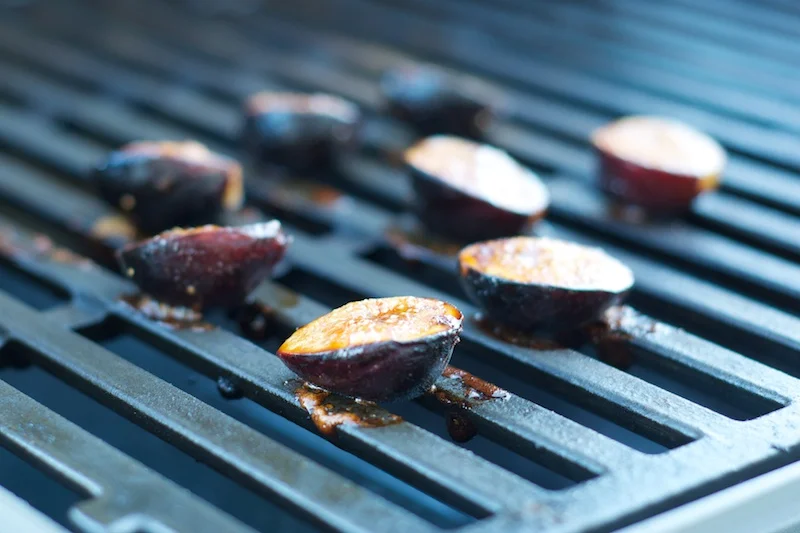 Grilled Fig Salad — Pixels + Crumbs