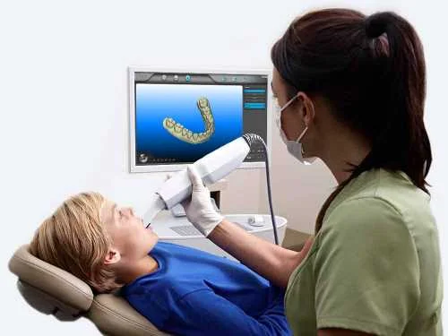Edmonton Orthodontist for Invisalign, Clear Braces | Simply Orthodontics
