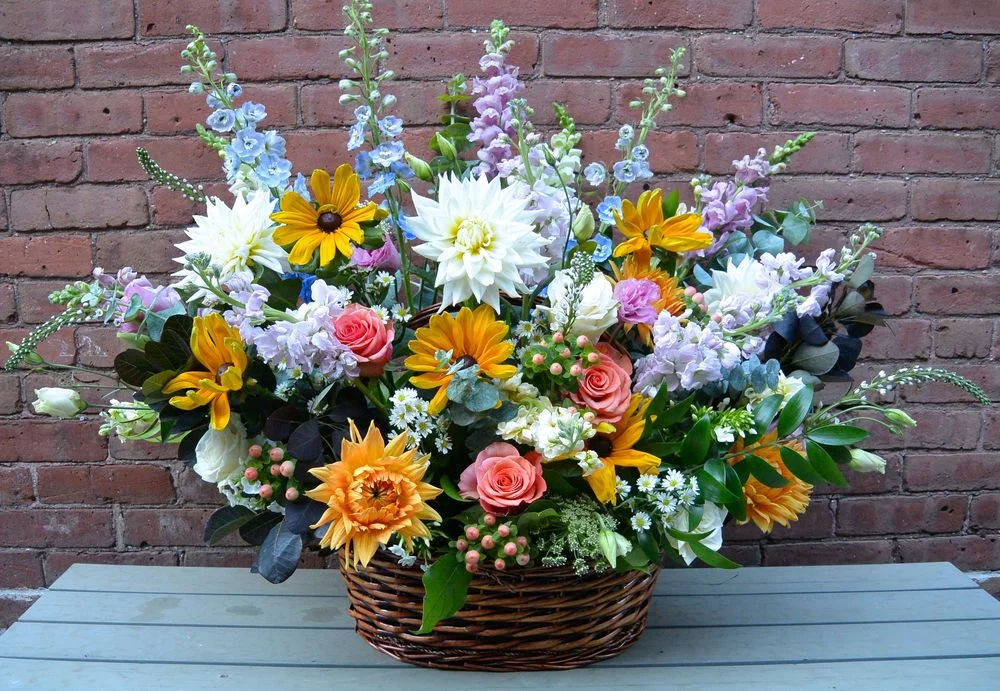 Bloomsbury Park Flowers - The Newton Flower Boutique
