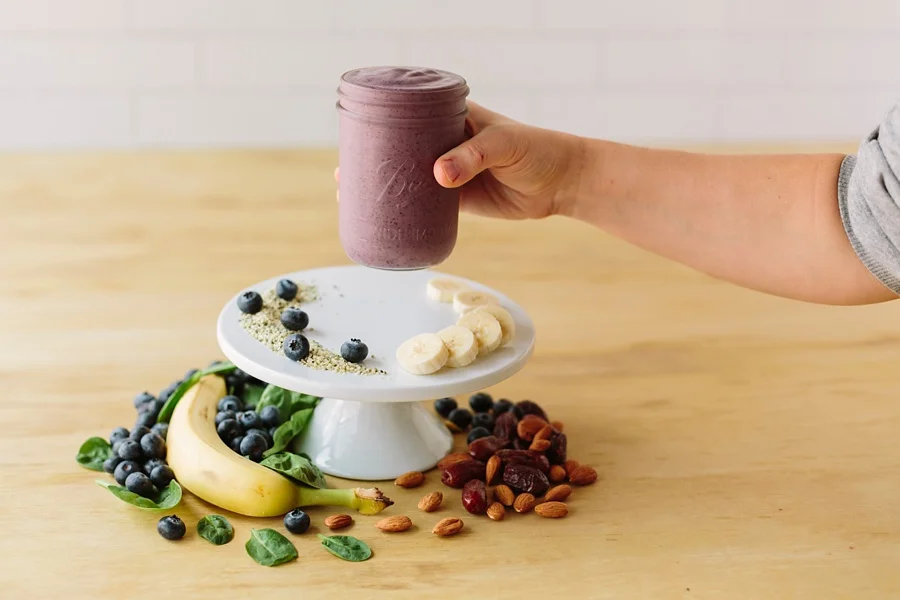 THE PURPLE BEET // SMOOTHIE PHOTO SHOOT // FOOD PHOTOGRAPHY AND STYLING ...