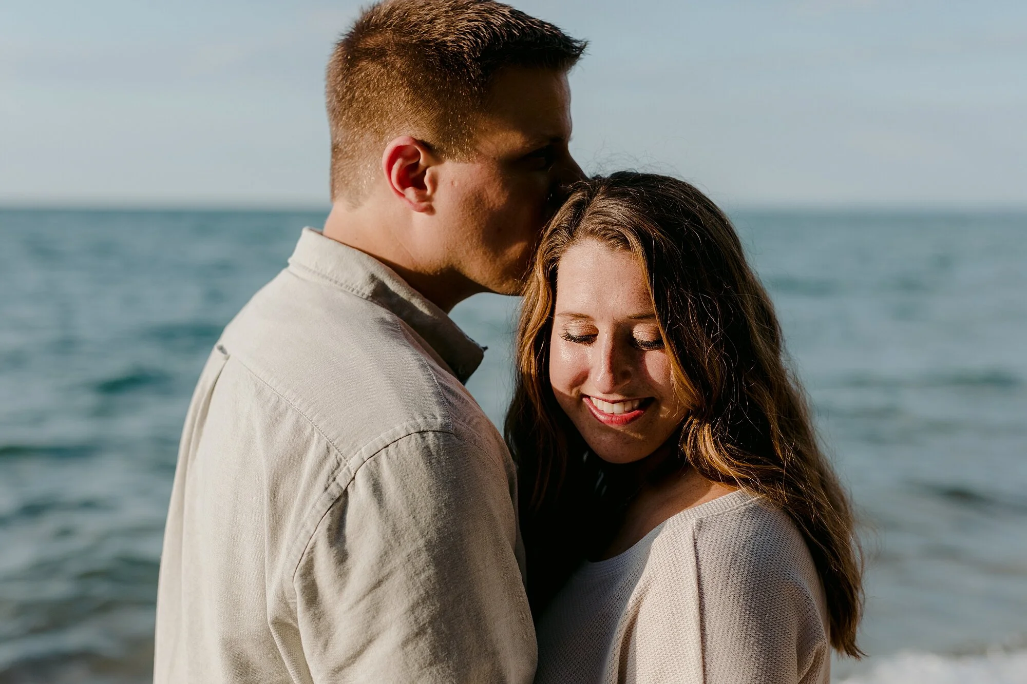 HALEY + AARON ENGAGEMENT // OLD MISSION PENINSULA ENGAGEMENT SESSION ...