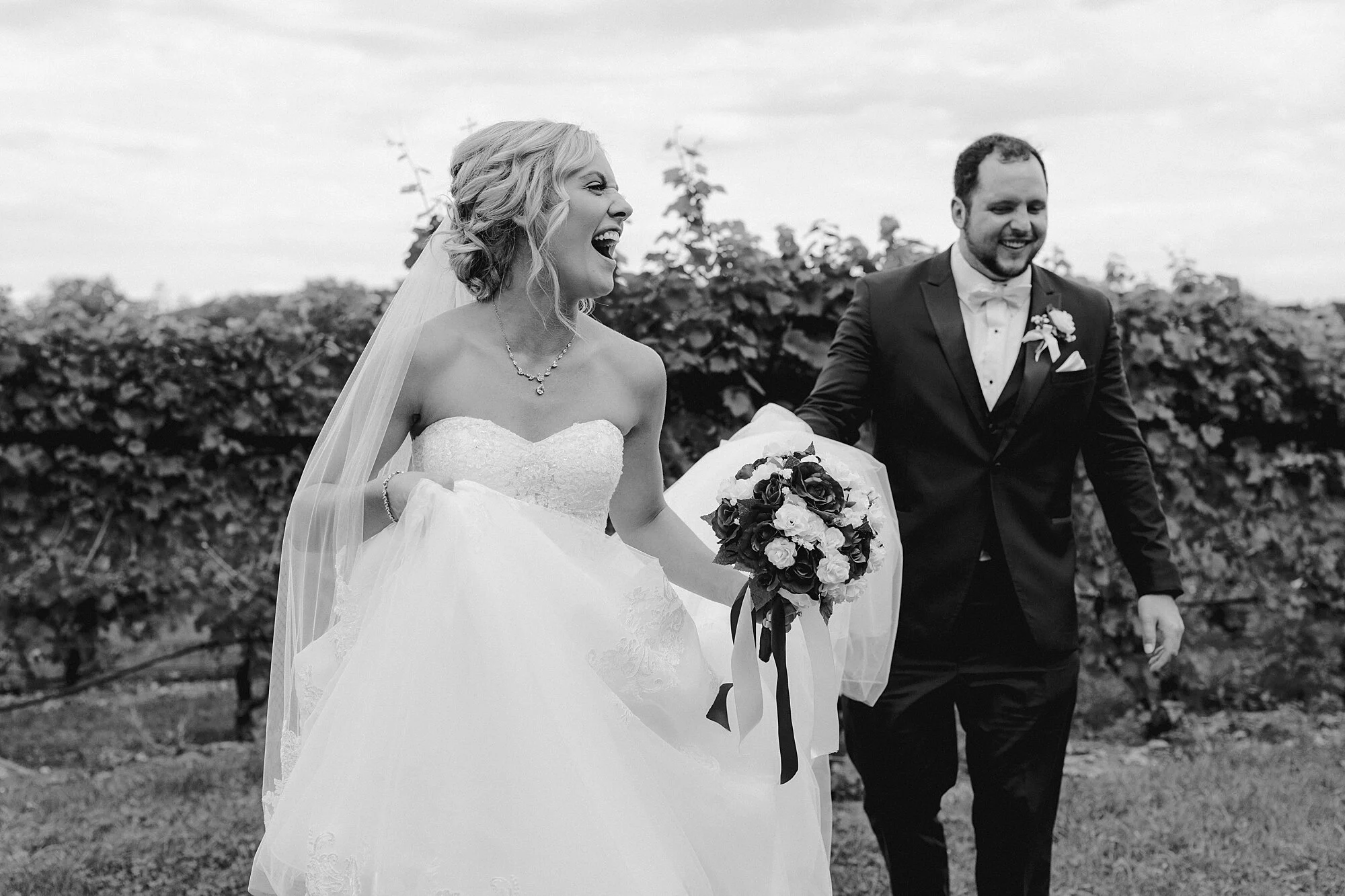 CASSIDY + DYLAN // A SMALL SUMMER WEDDING AT BRENGMAN BROTHERS WINERY ...