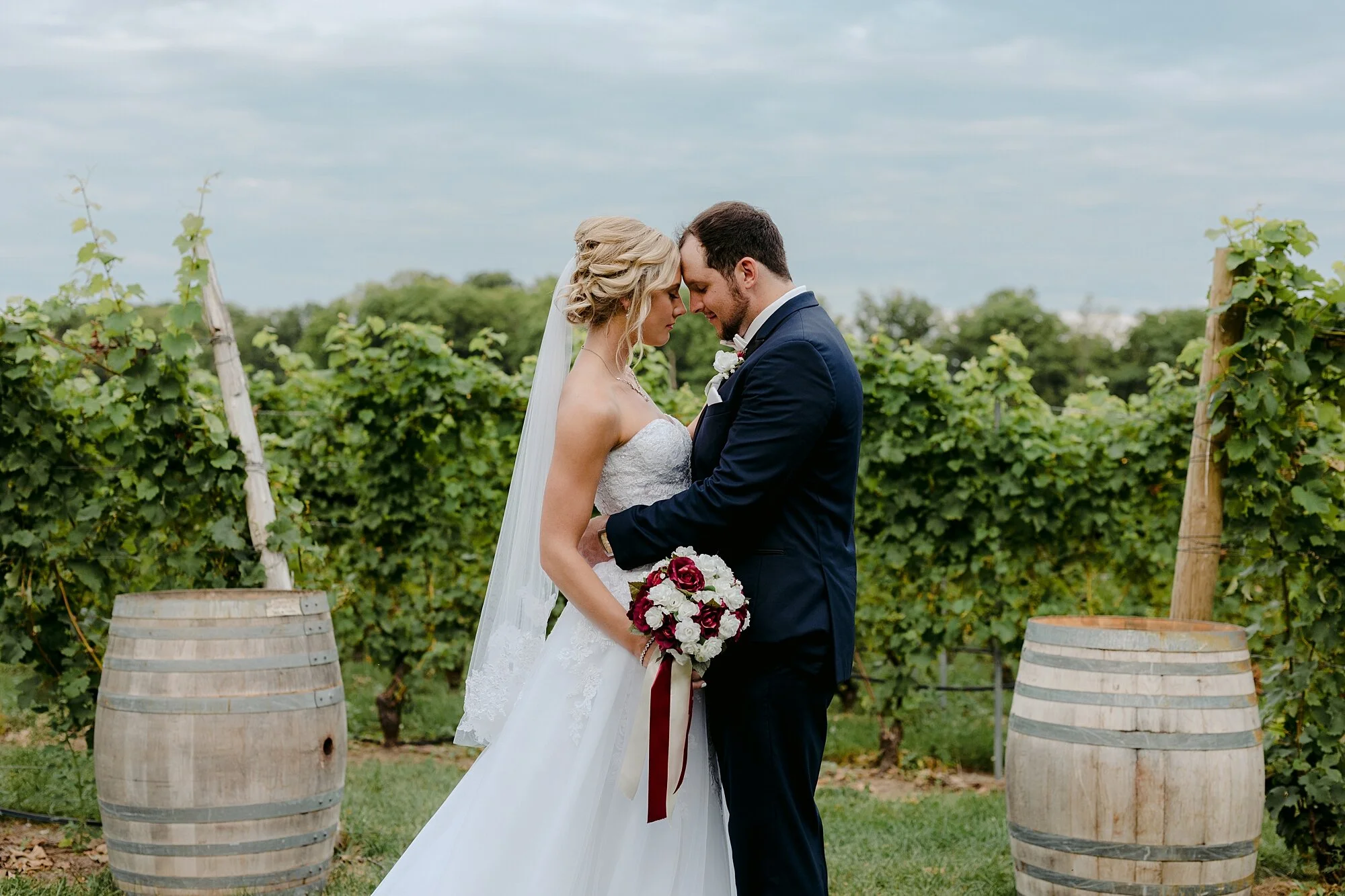 CASSIDY + DYLAN // A SMALL SUMMER WEDDING AT BRENGMAN BROTHERS WINERY ...