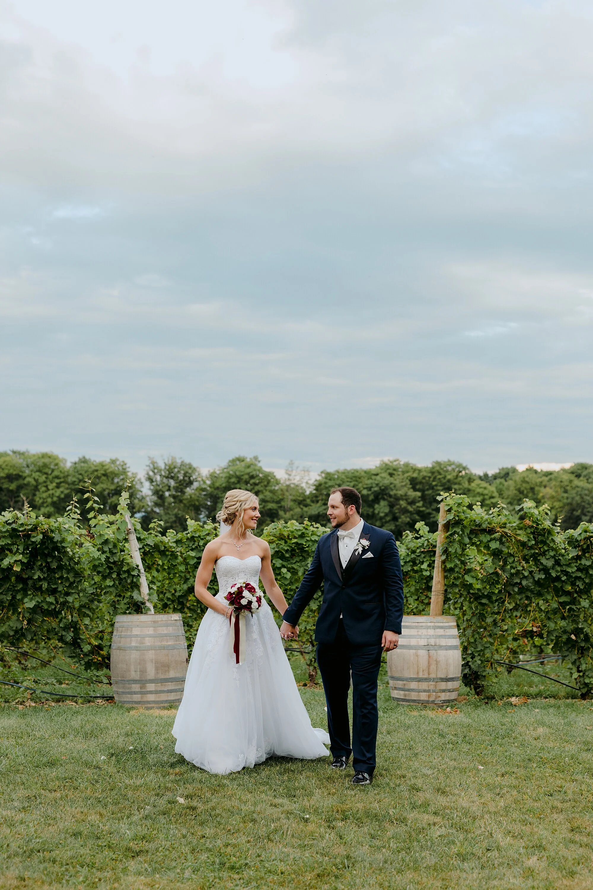 CASSIDY + DYLAN // A SMALL SUMMER WEDDING AT BRENGMAN BROTHERS WINERY ...