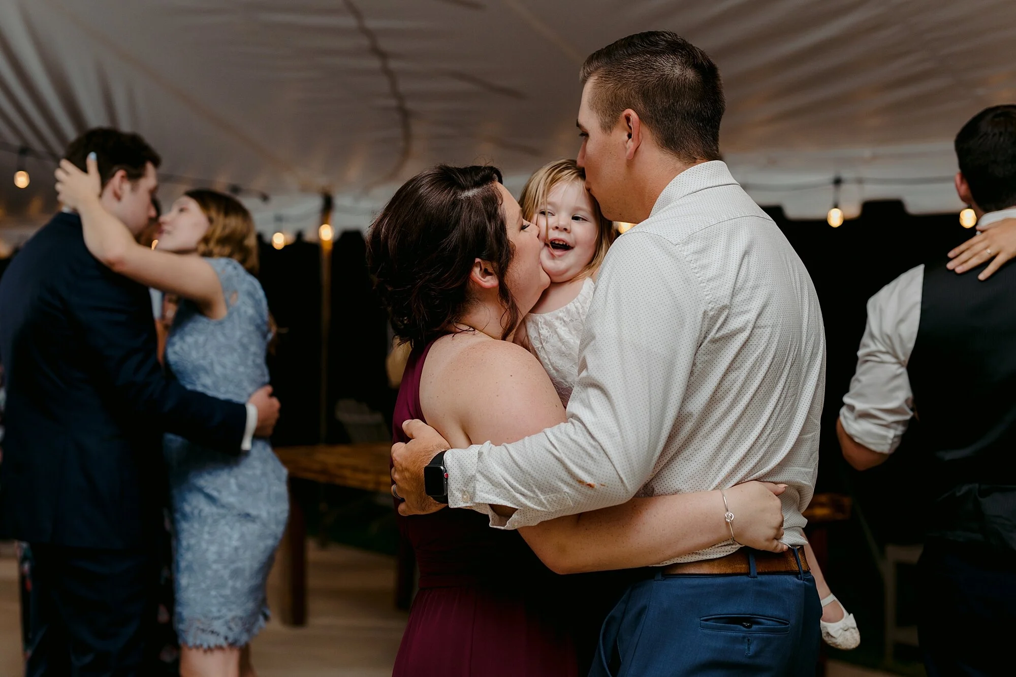 CASSIDY + DYLAN // A SMALL SUMMER WEDDING AT BRENGMAN BROTHERS WINERY ...